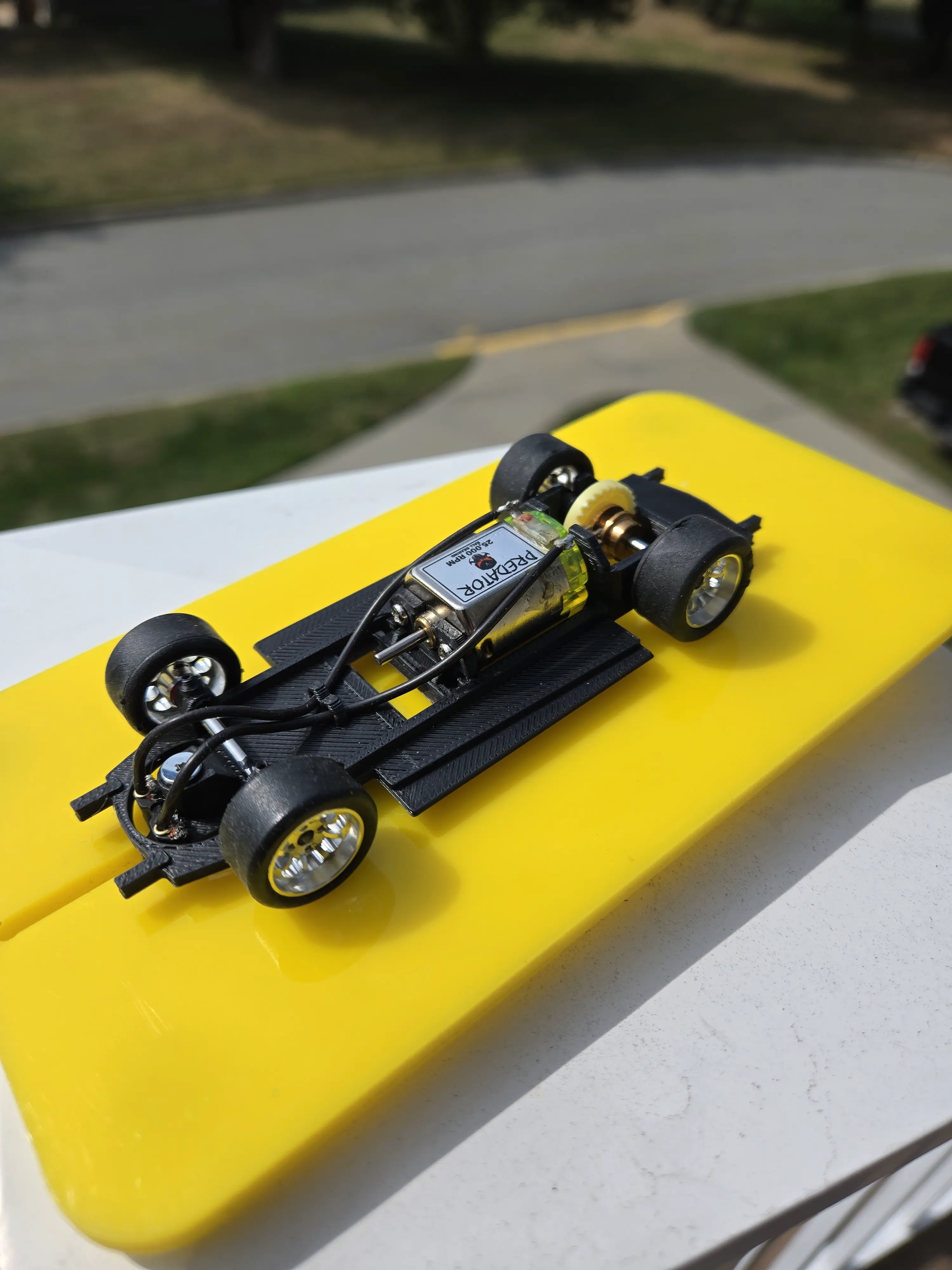 Miniature Games & Accessories STL Descarga - cHASIS DE COCHE SLOT VW 1/ ...