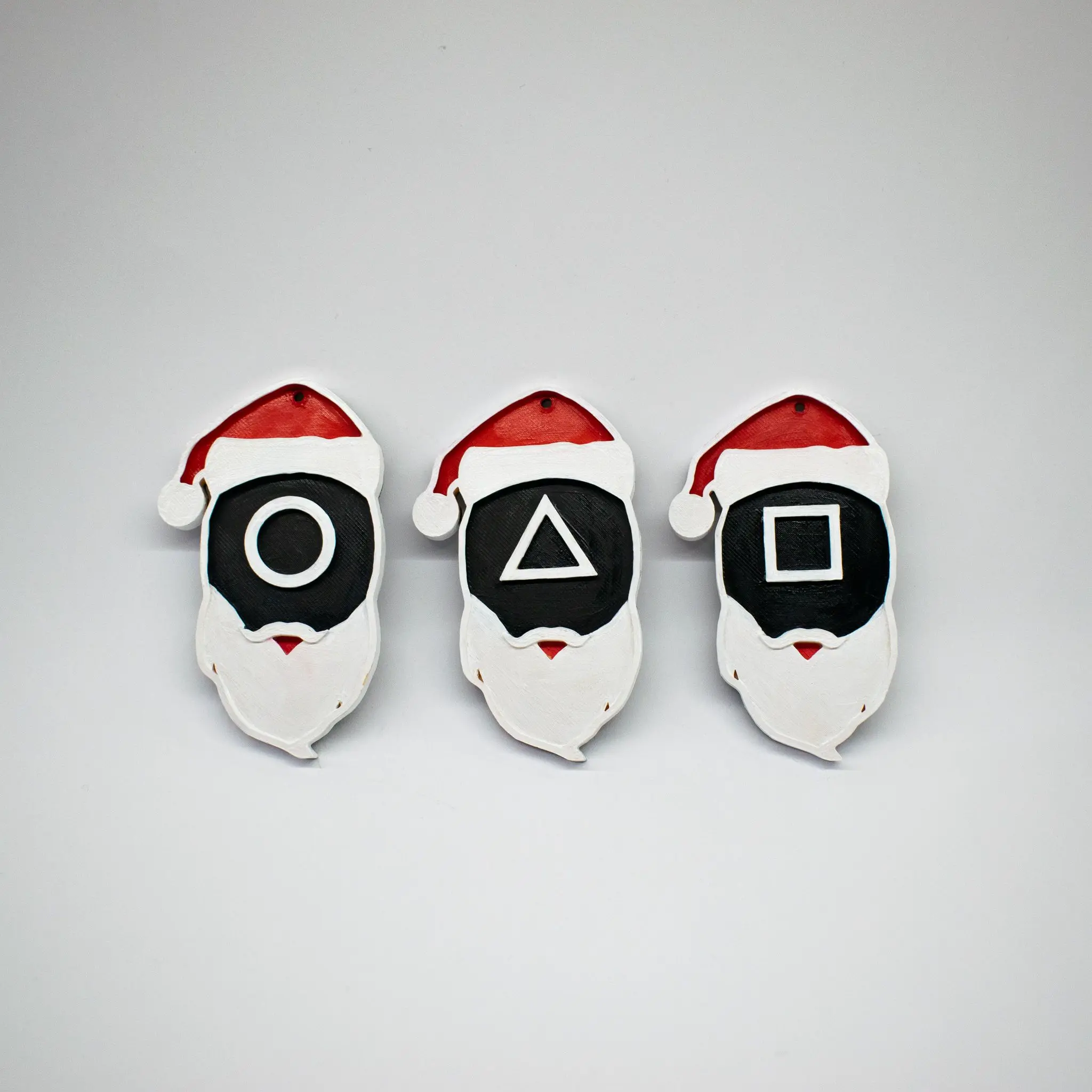 Sculptures & Artworks STL Download - Squid Game Christmas Tree ...