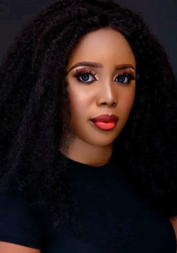 Free Badges & Coins STL Download - Maria-Therese🦋by Amaka Nosike