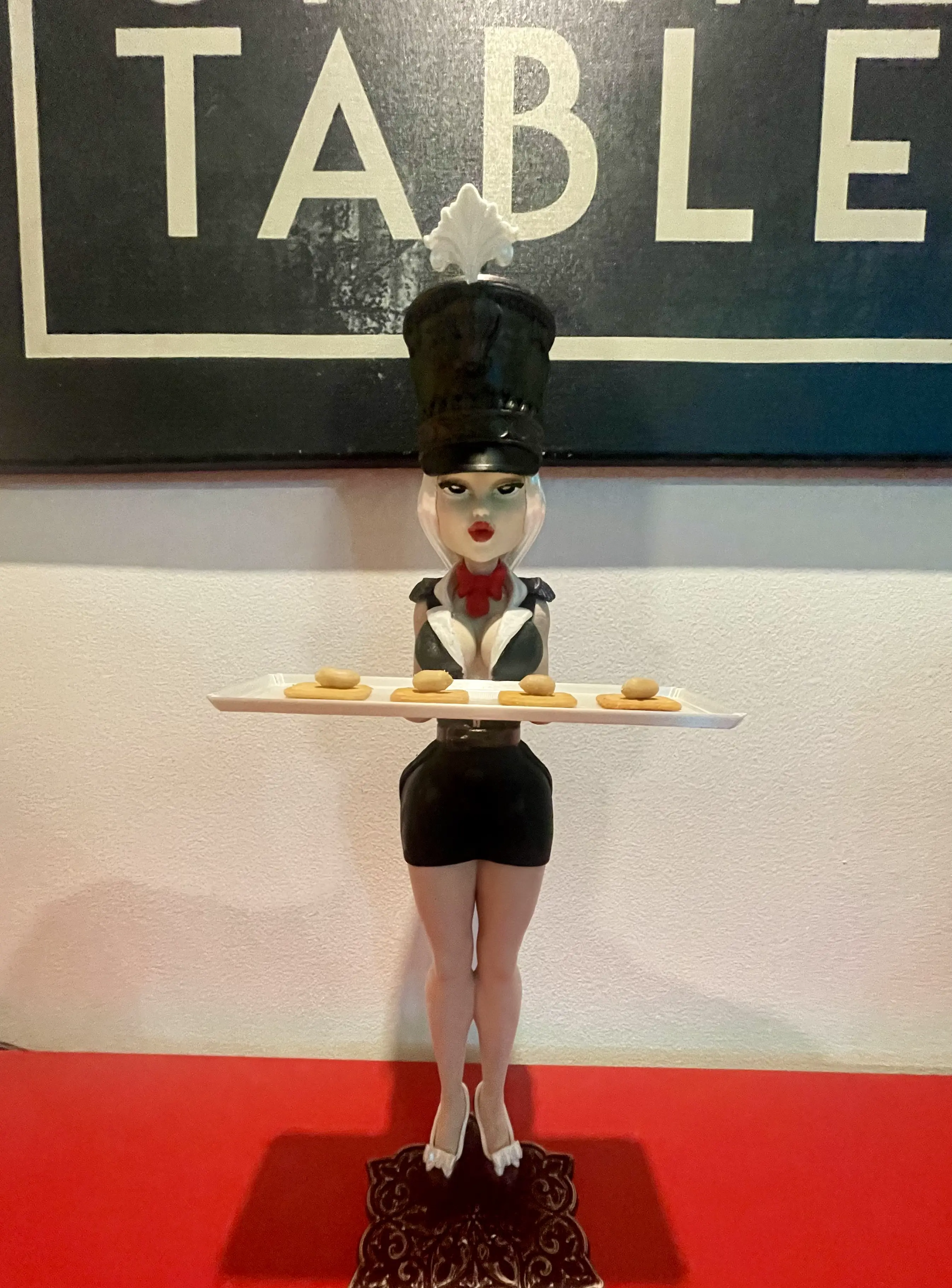 Miss nutcracker butler tray | 3D models download | Creality Cloud