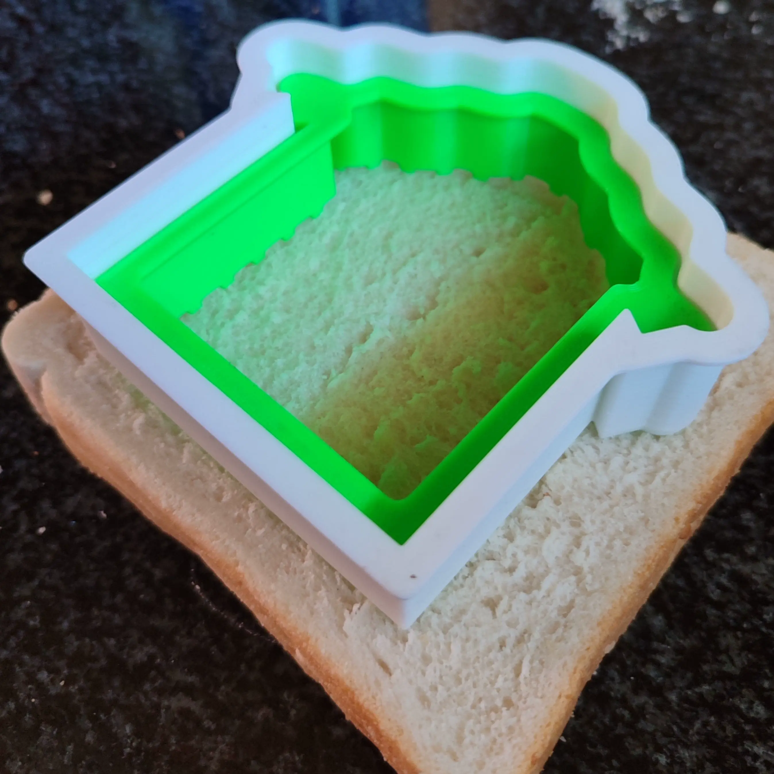Lighting & Lamps STL Download - HOUSE Bread/ Sandwich Cutter and Sealer ...