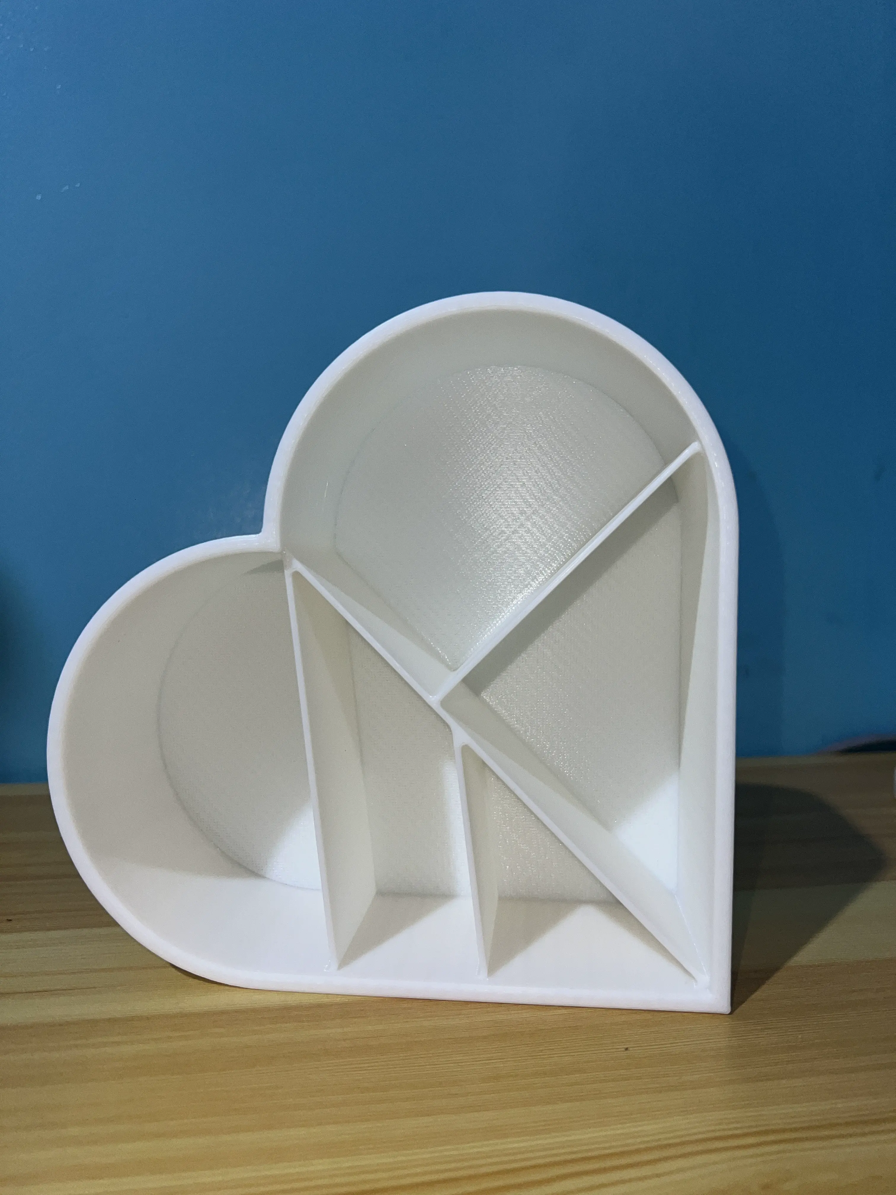 Home Decorations & Ornaments STL Download - Heart Shaped Storage Desk ...