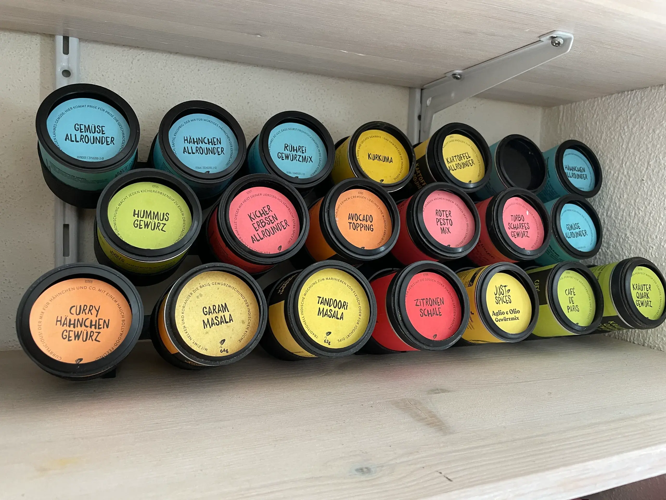 Free Other STL Download - Just Spices Regal Rack for 20 Piecesby RadioSaebb