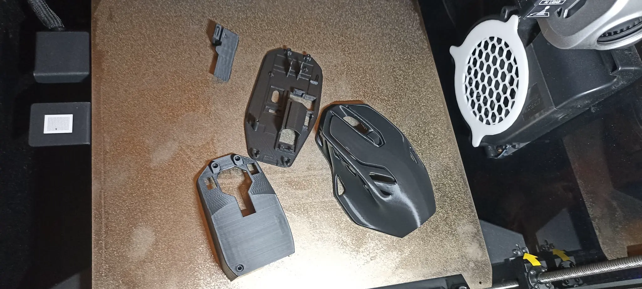 Other STL Download - Wireless Mouse 002by Damien Labre