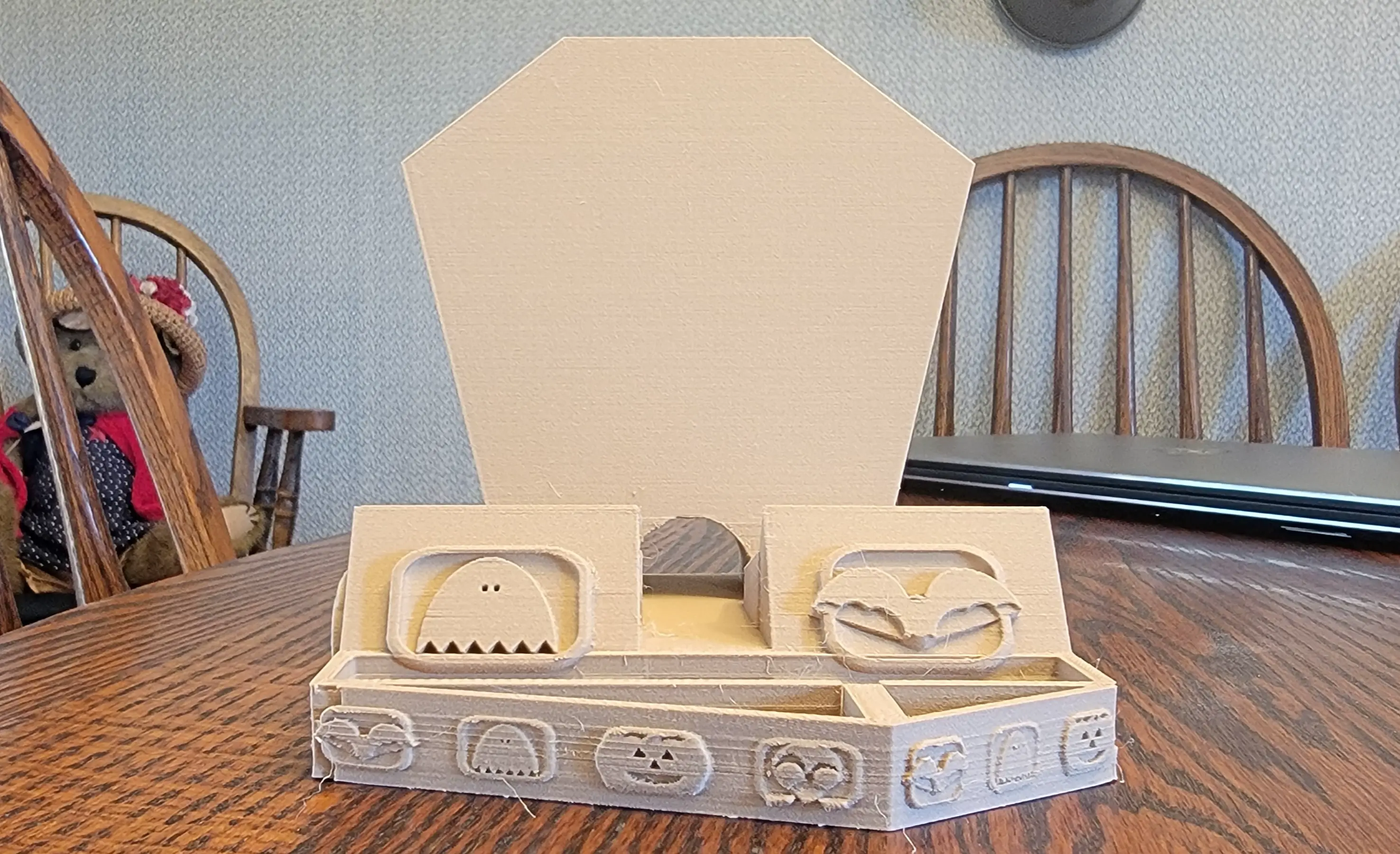 Home Decorations & Ornaments STL Download - Desk Easel - Halloween ...