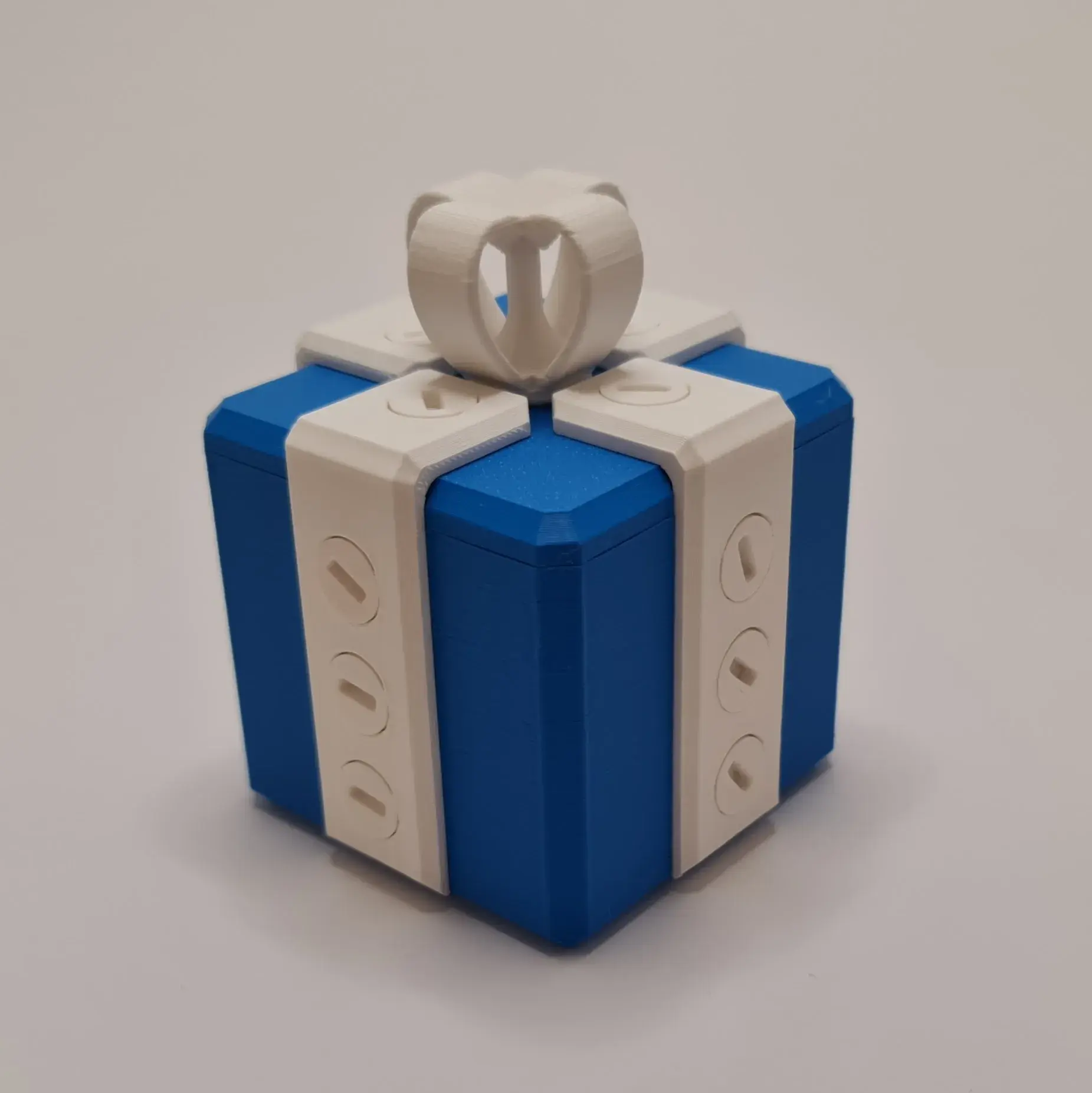 3D Printer Files | 3MF File | Gift Box Locked with 16 Screws | Creality ...