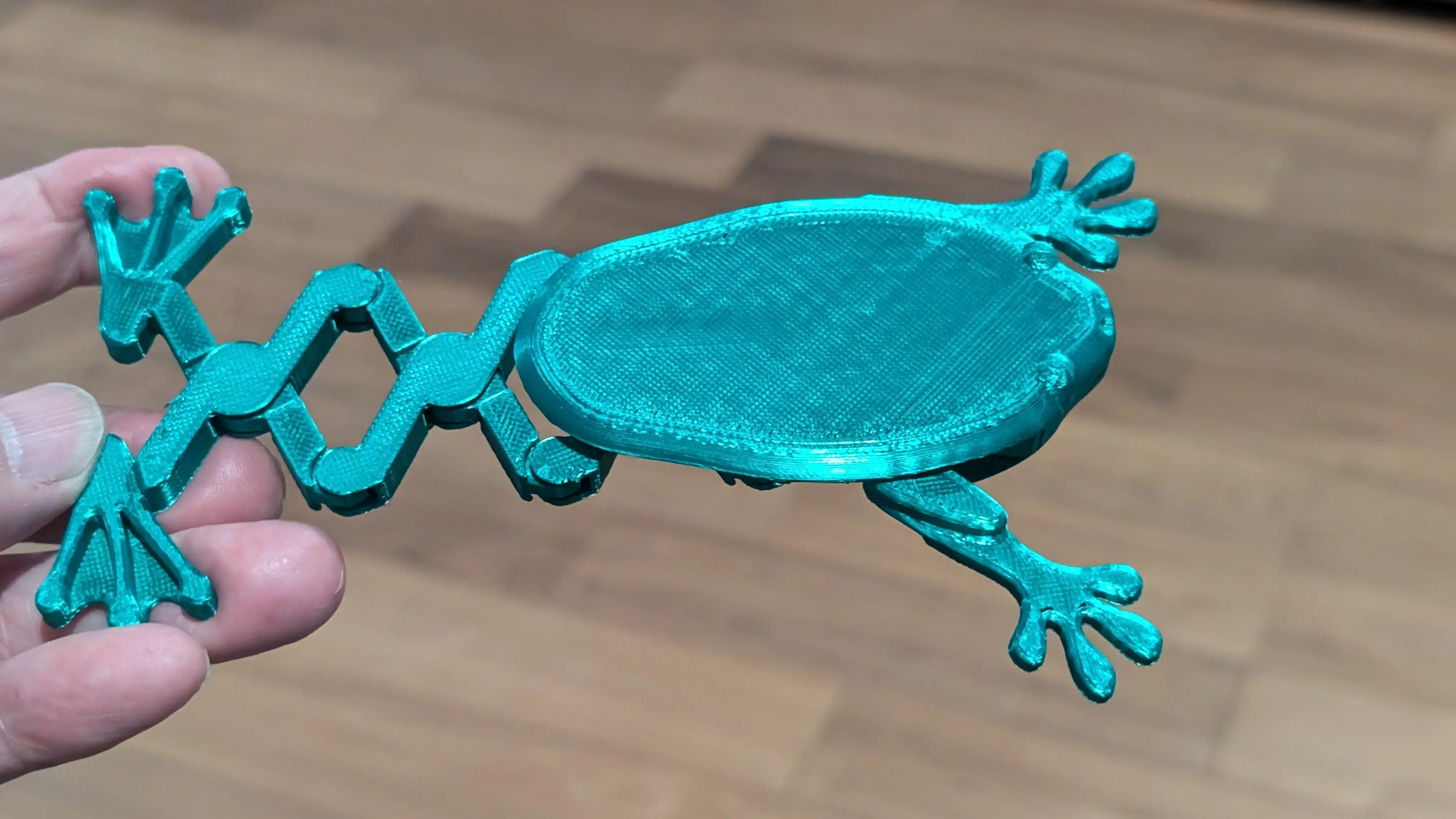 Other STL Download - Frog with moving arms and extending legsby Tom Japan