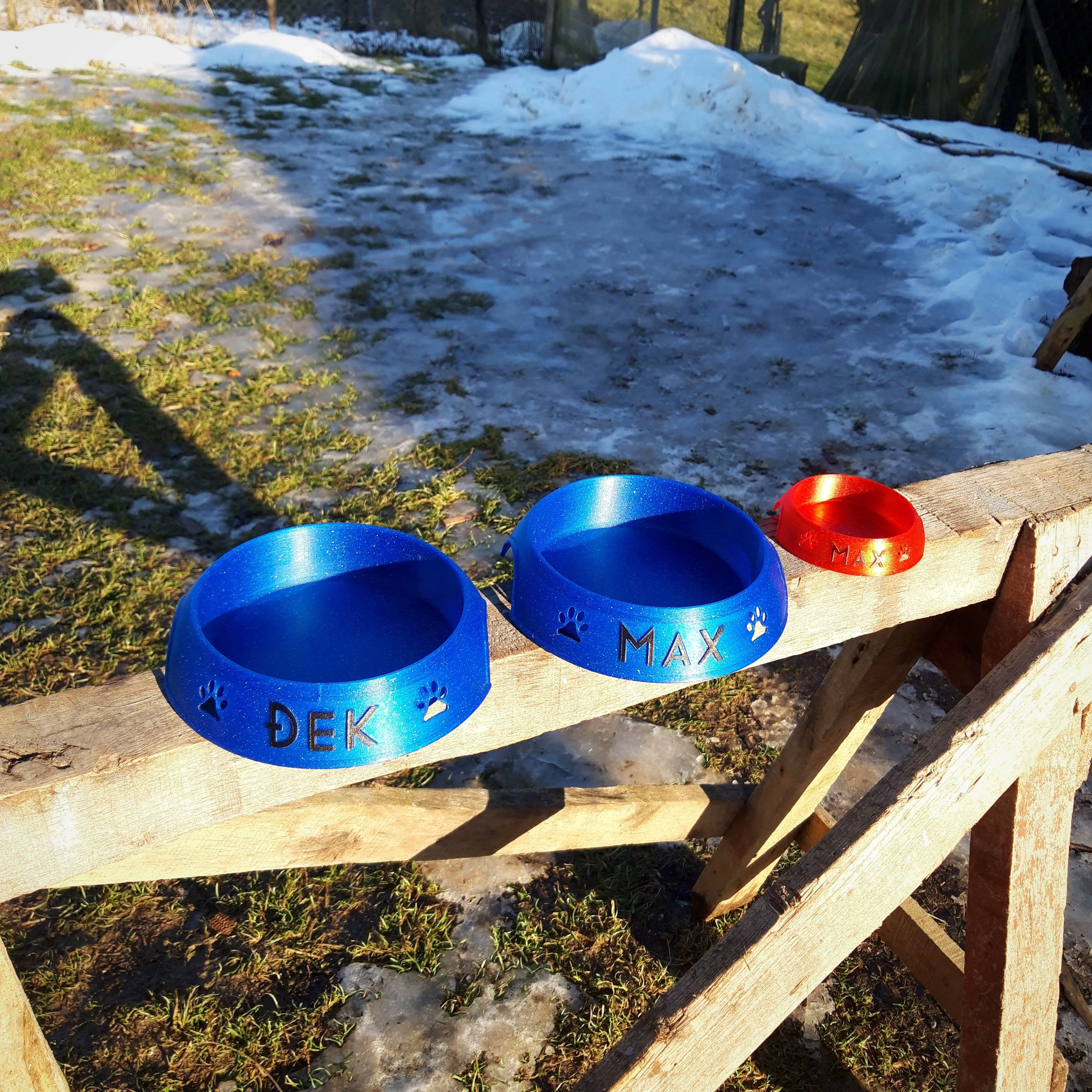 Pets STL Download - Dog bowls with namesby Vuki Production