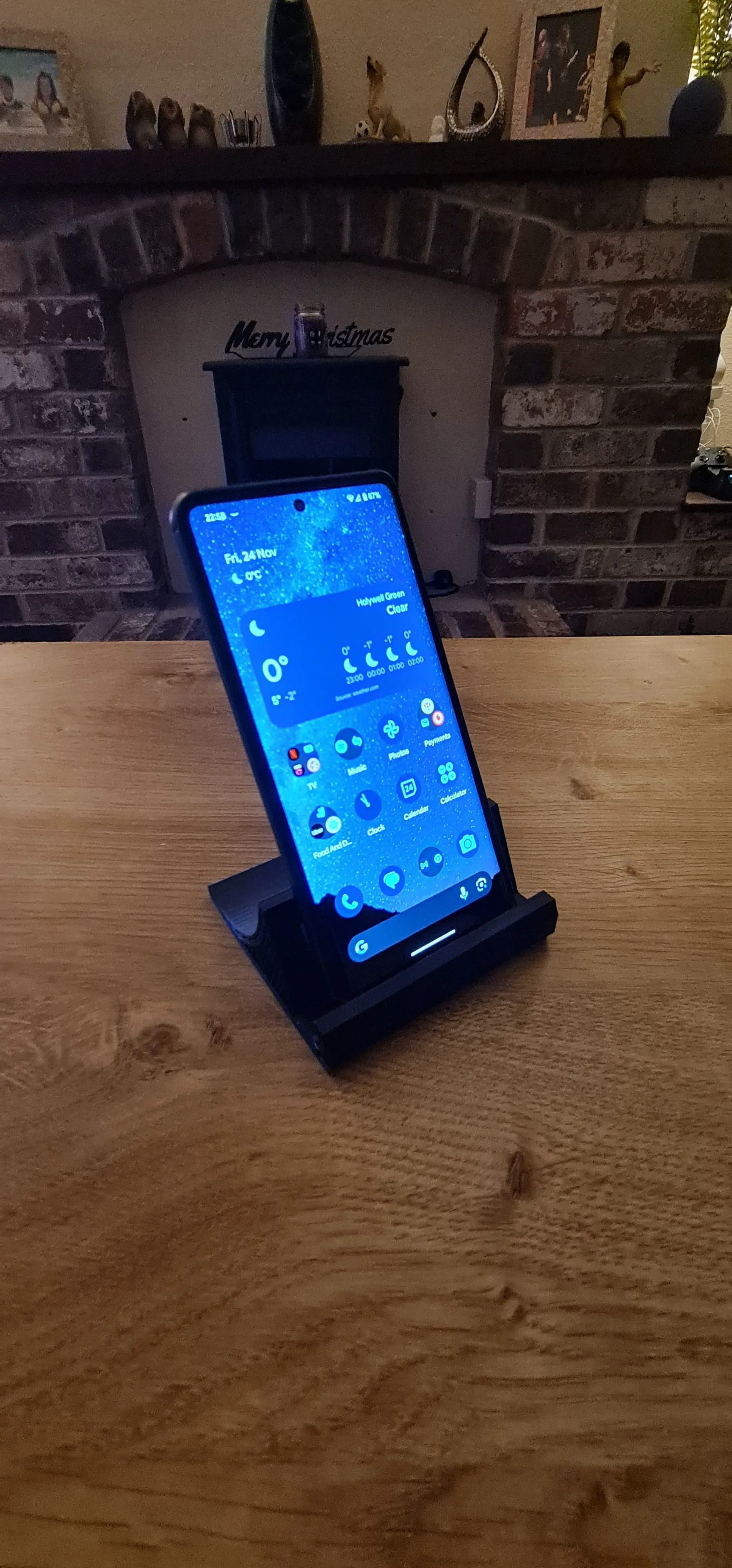 Tools & Spare Parts STL Download - Simple Desktop Phone Standby Design Tech