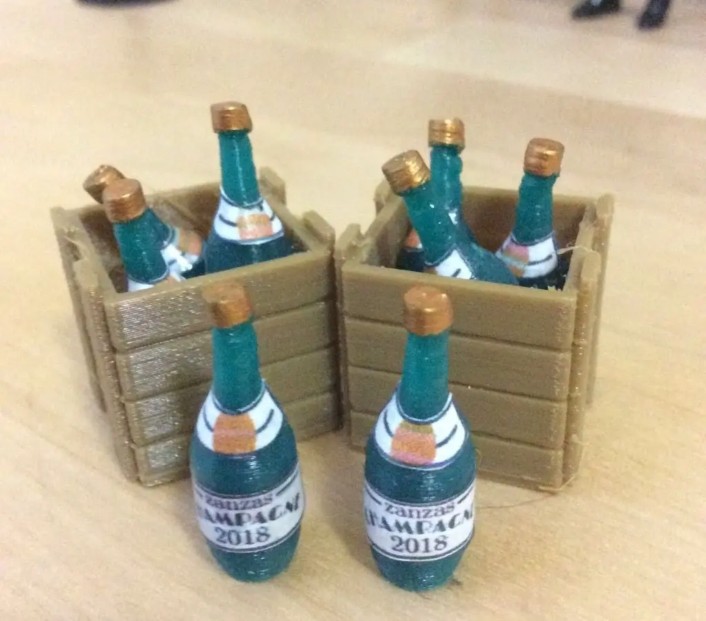 Free Other STL Download - Champagne Bottle (1:18 scale)by Zanzas Toys