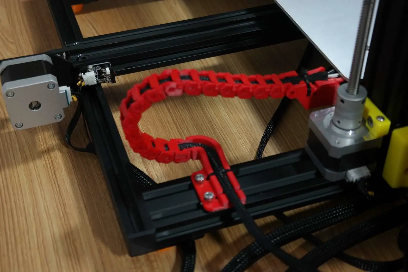 Creality CR-10S Y axis cable drag chain and Strain relief | 3D models ...