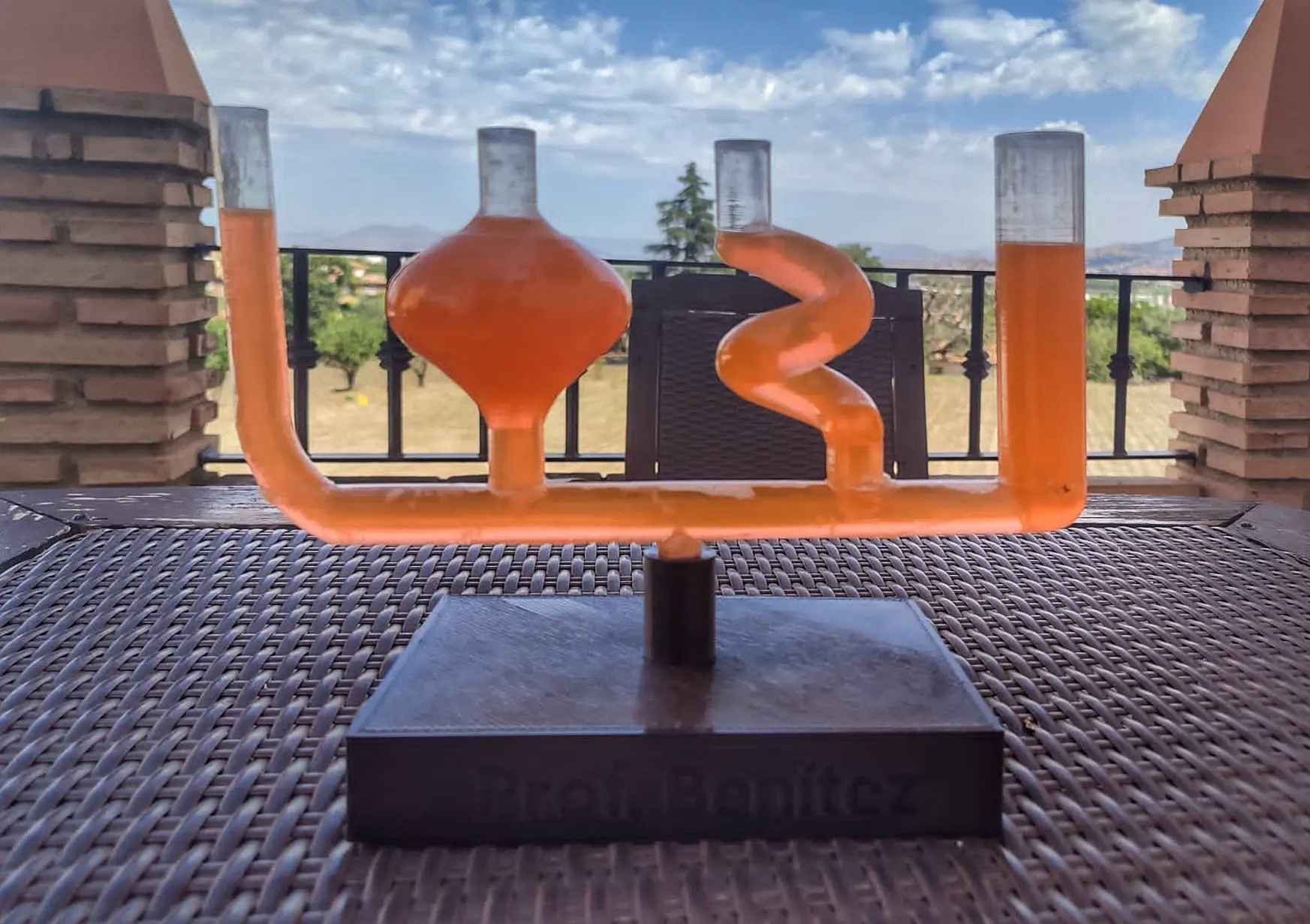 Stationery & Learning Tools STL Download - Communicating vessels ...