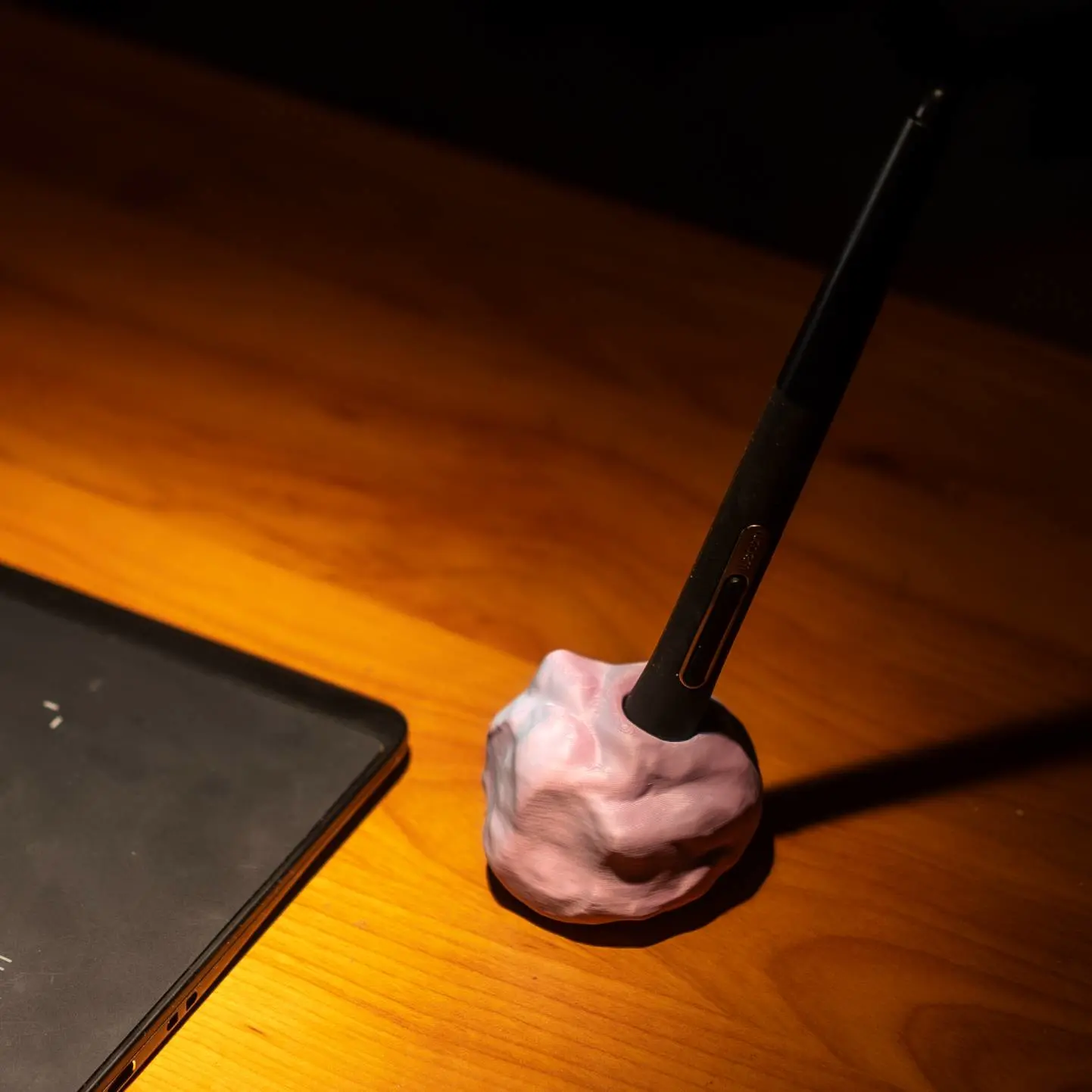 3D Printer Files | 3MF File | Wacom陨石笔架｜Meteor Pen Holder for Wacom Intuos Pro | Creality Cloud