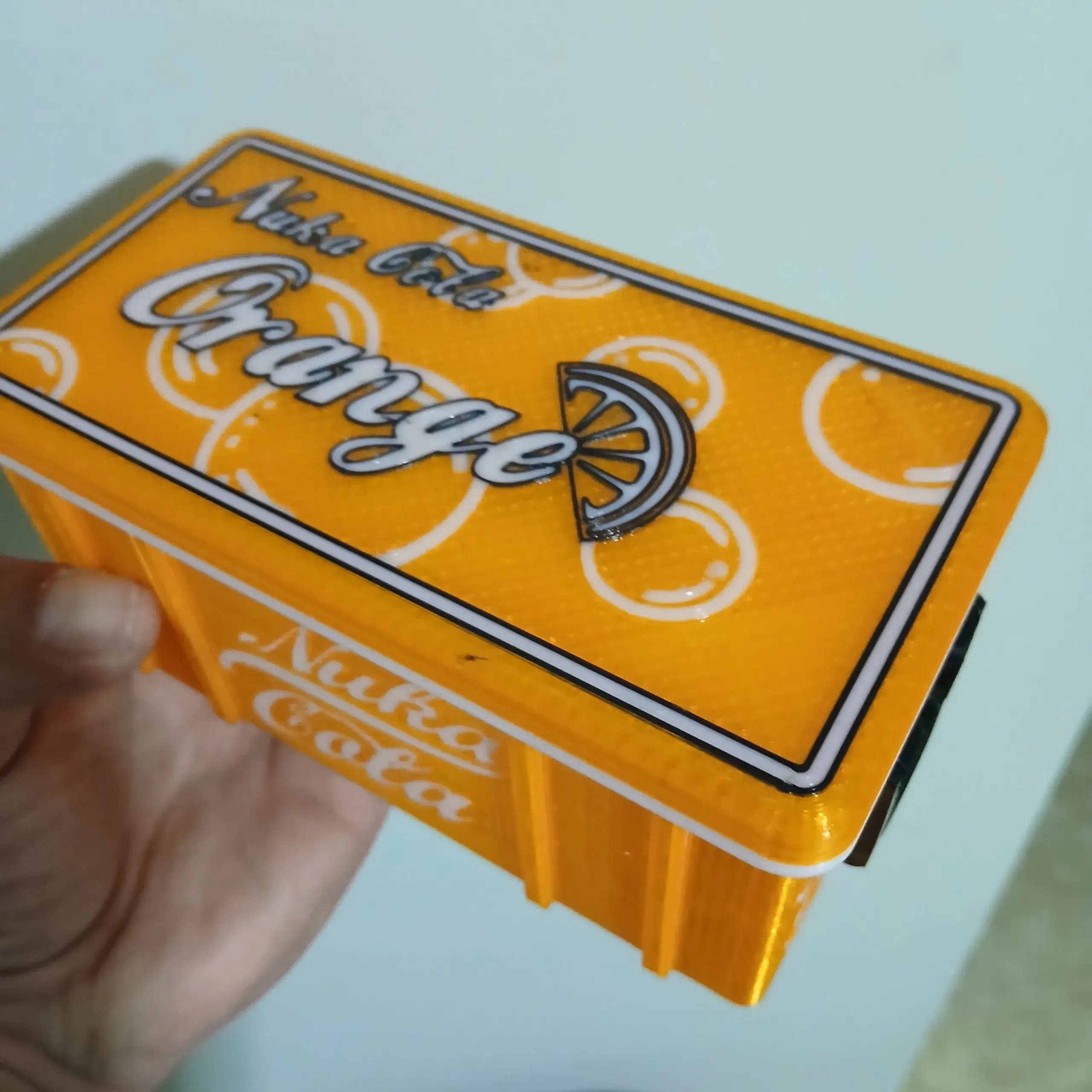 Game Props STL Descarga - Fallout Nuka Cola Orange Cooler Stash Box ...