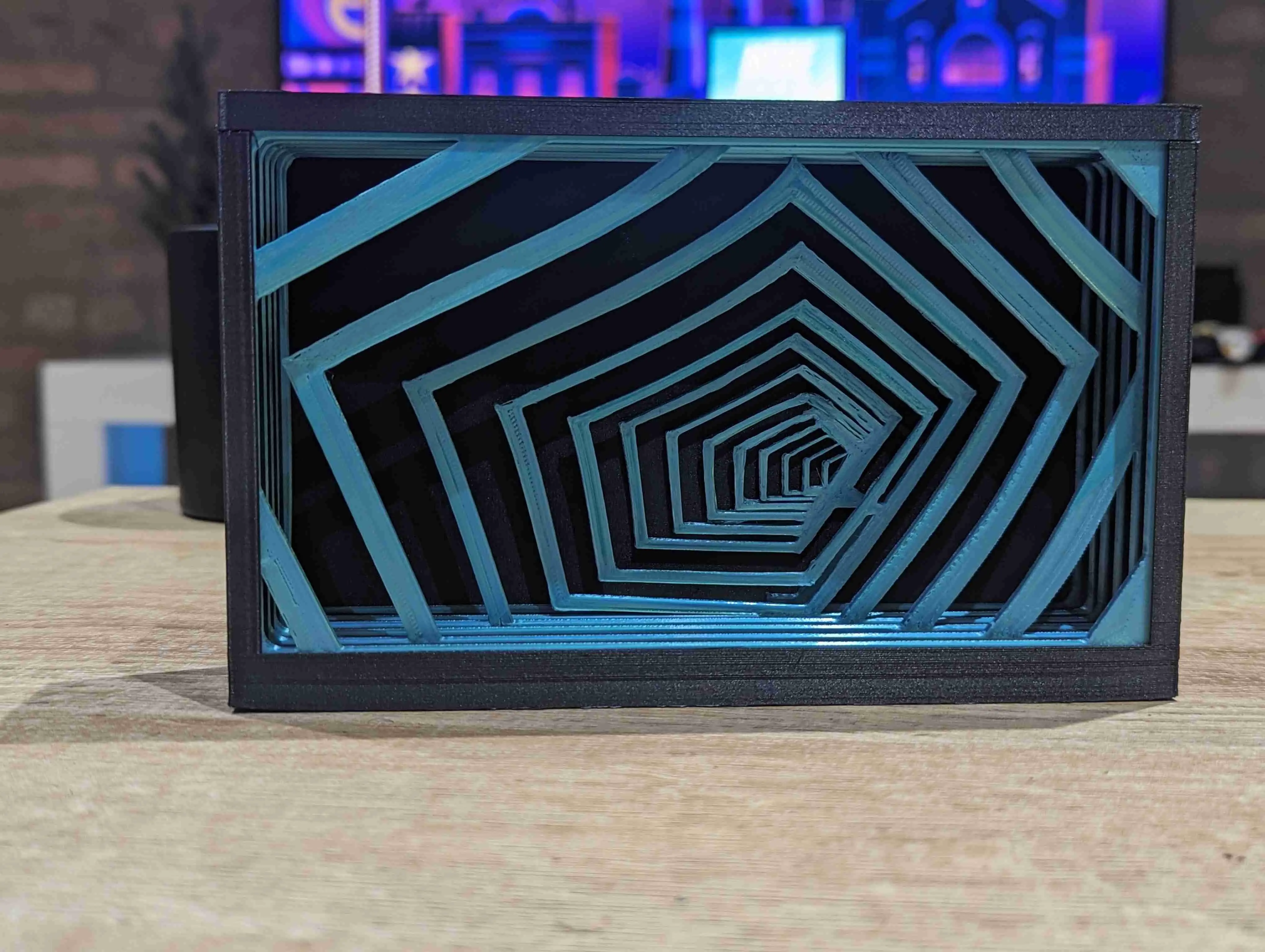 Free Digital Art STL Download - Trippy Shadow Boxby Theleonking