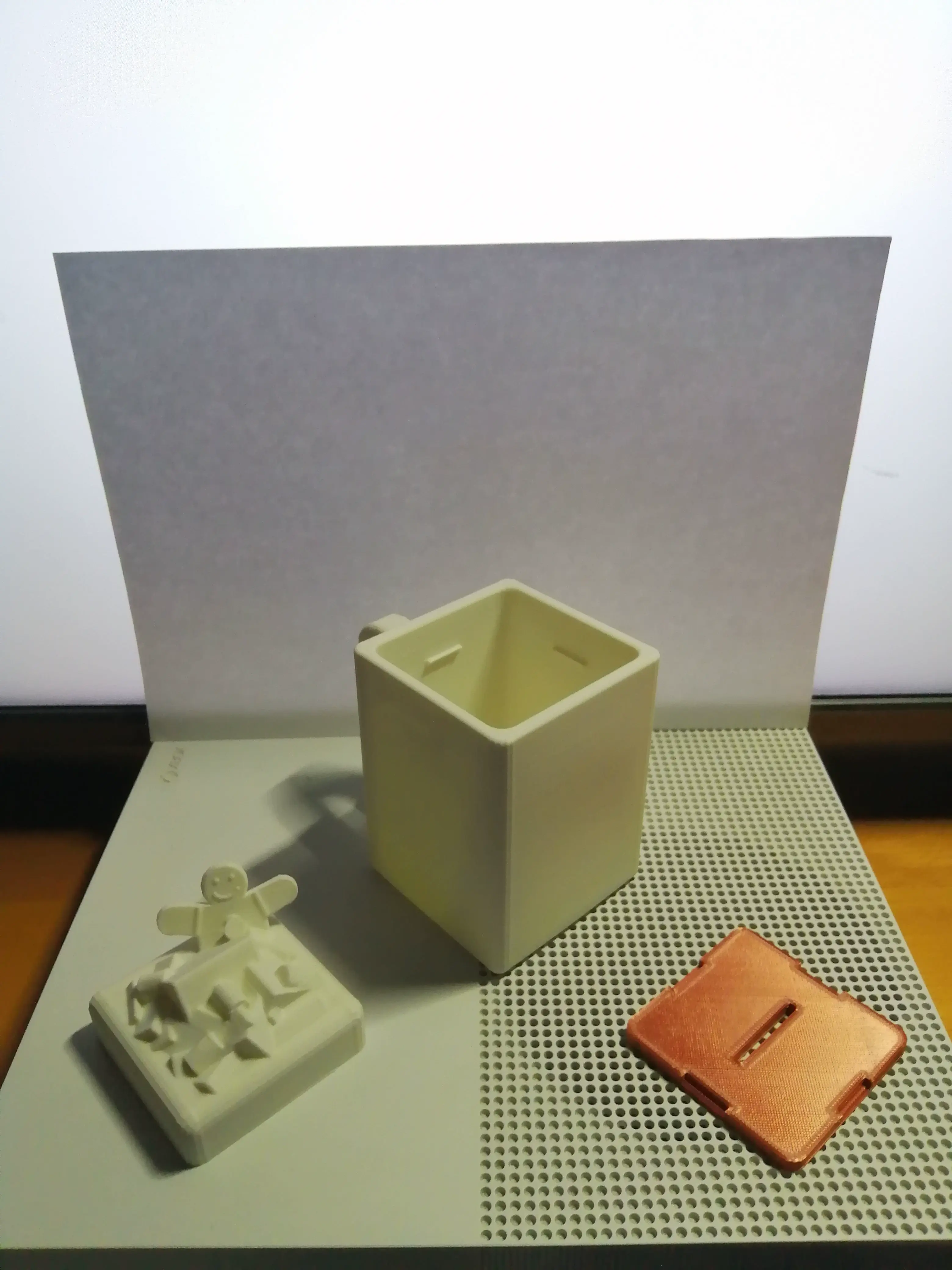 Sports & Exercise Equipment STL Download - Hot Chocolate Coin Bankby TyMux