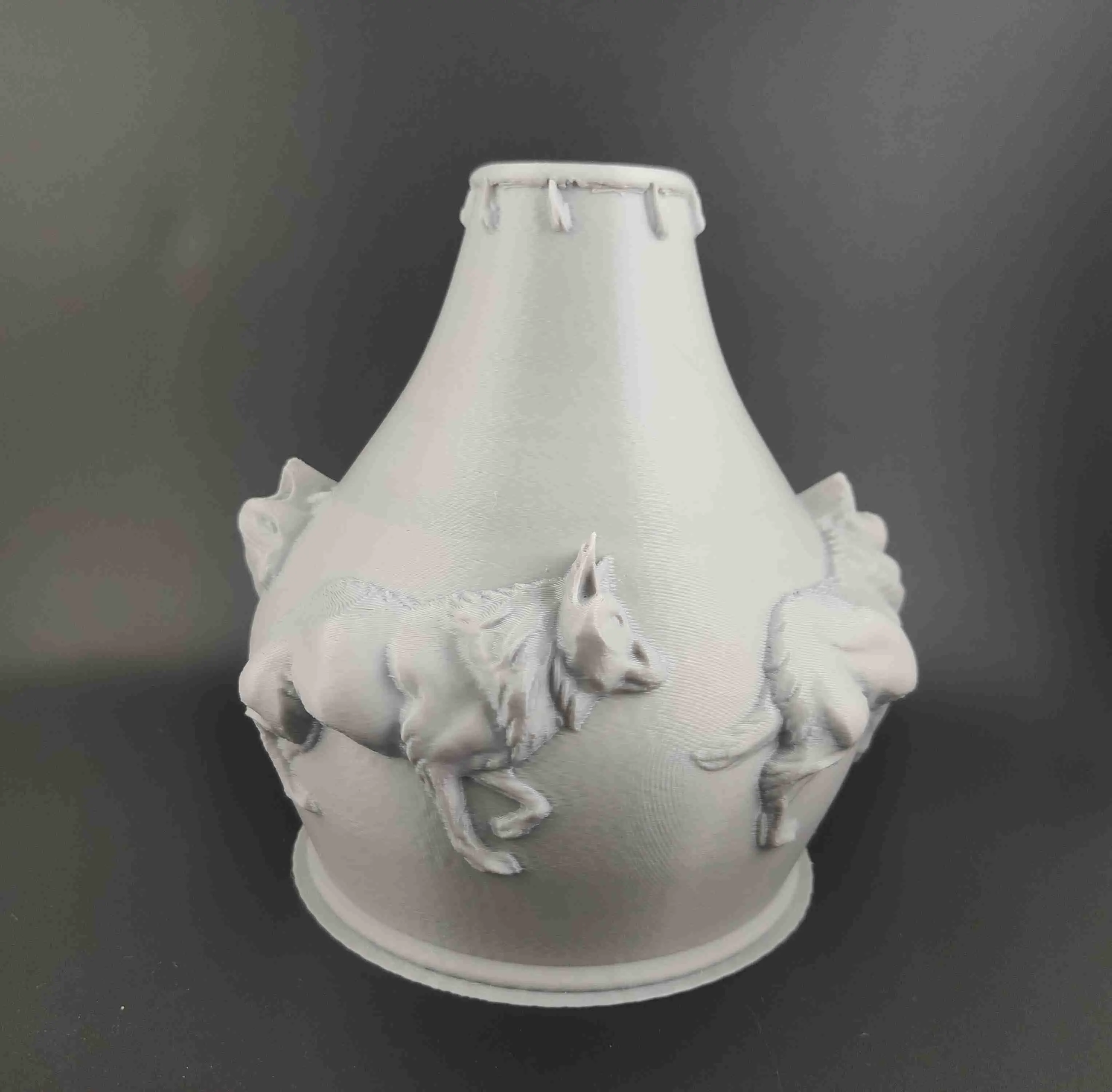 Home Decorations & Ornaments STL Download - Wolf Vase x2by Motek3D