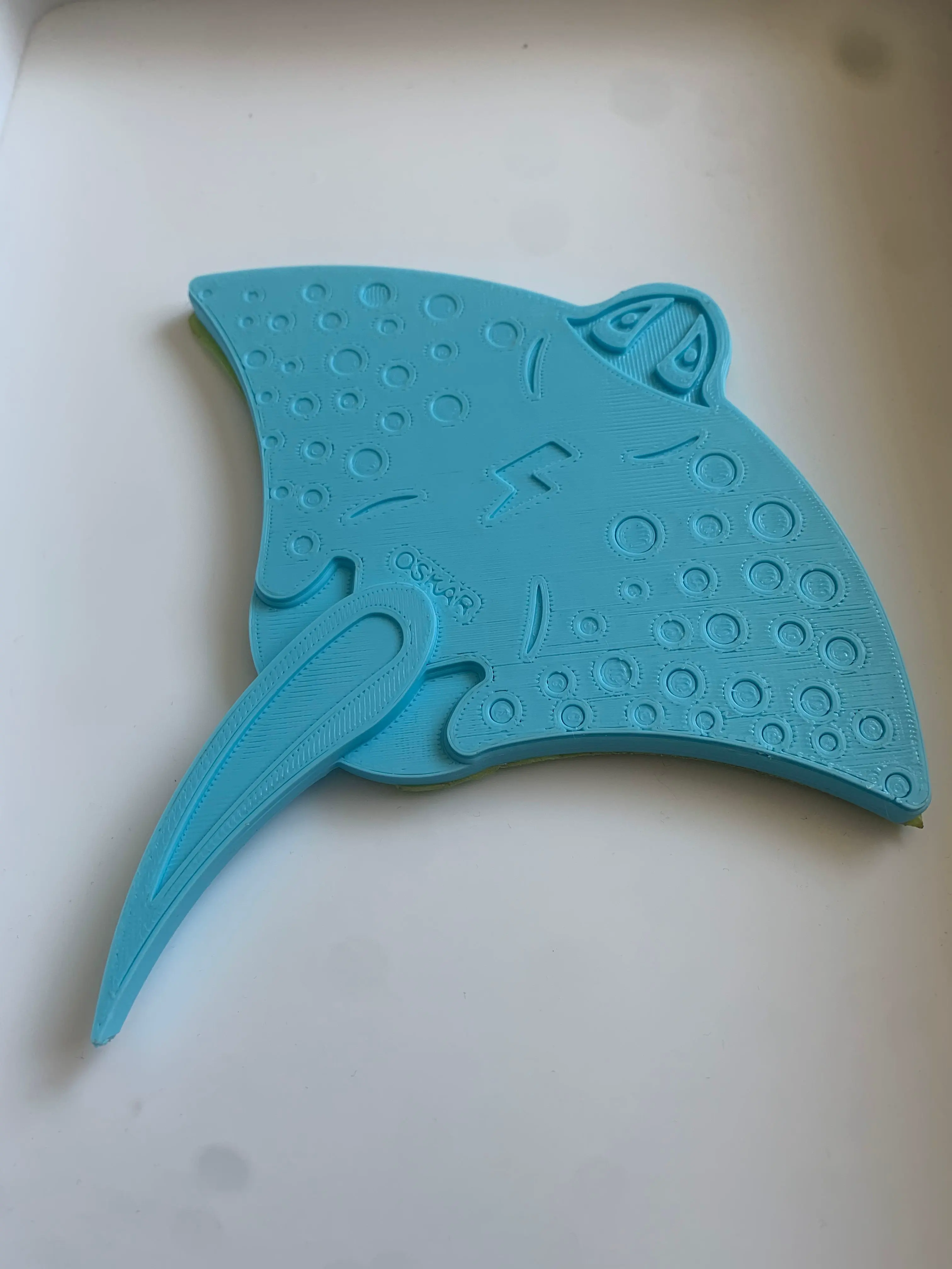 Test Models STL Download - Stingray QR chargerby OskarPrints