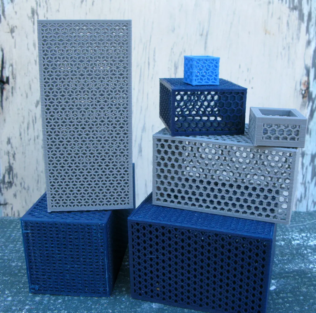 Free Other STL Download - Parametric Boxes Made of Hexagonsby SMT_M 🦊