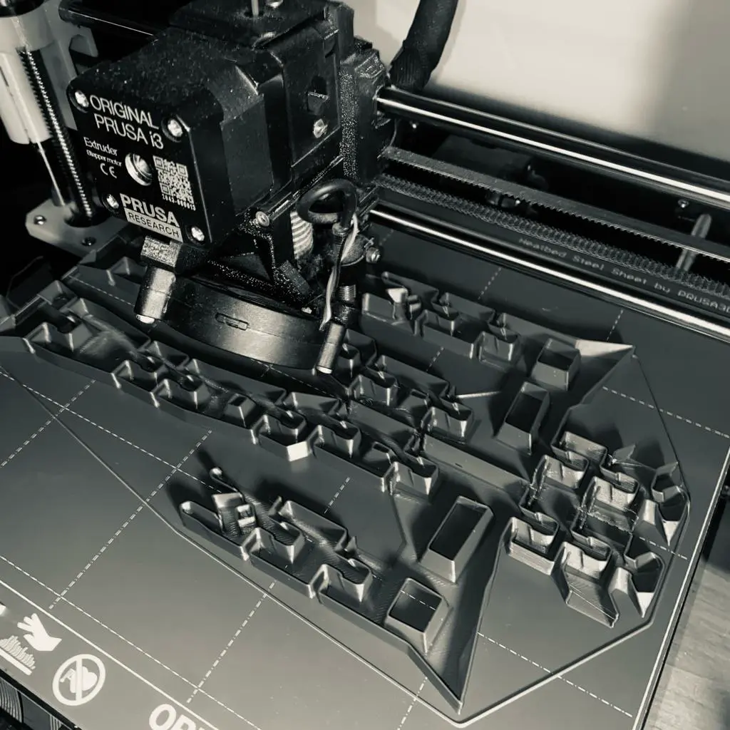 Free Robots & Mechs STL Download - Bro Broby 3esign