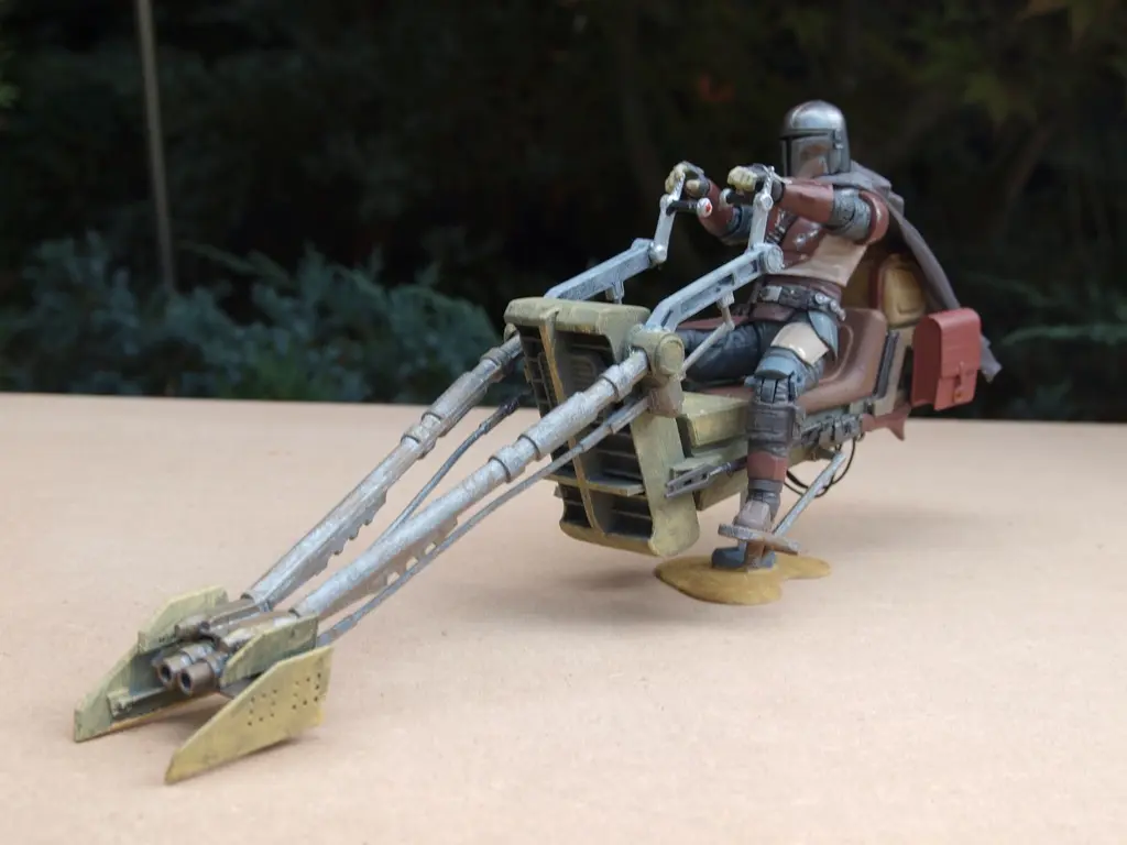 Free Miniature Games & Accessories STL Download - The mandalorian swoop ...