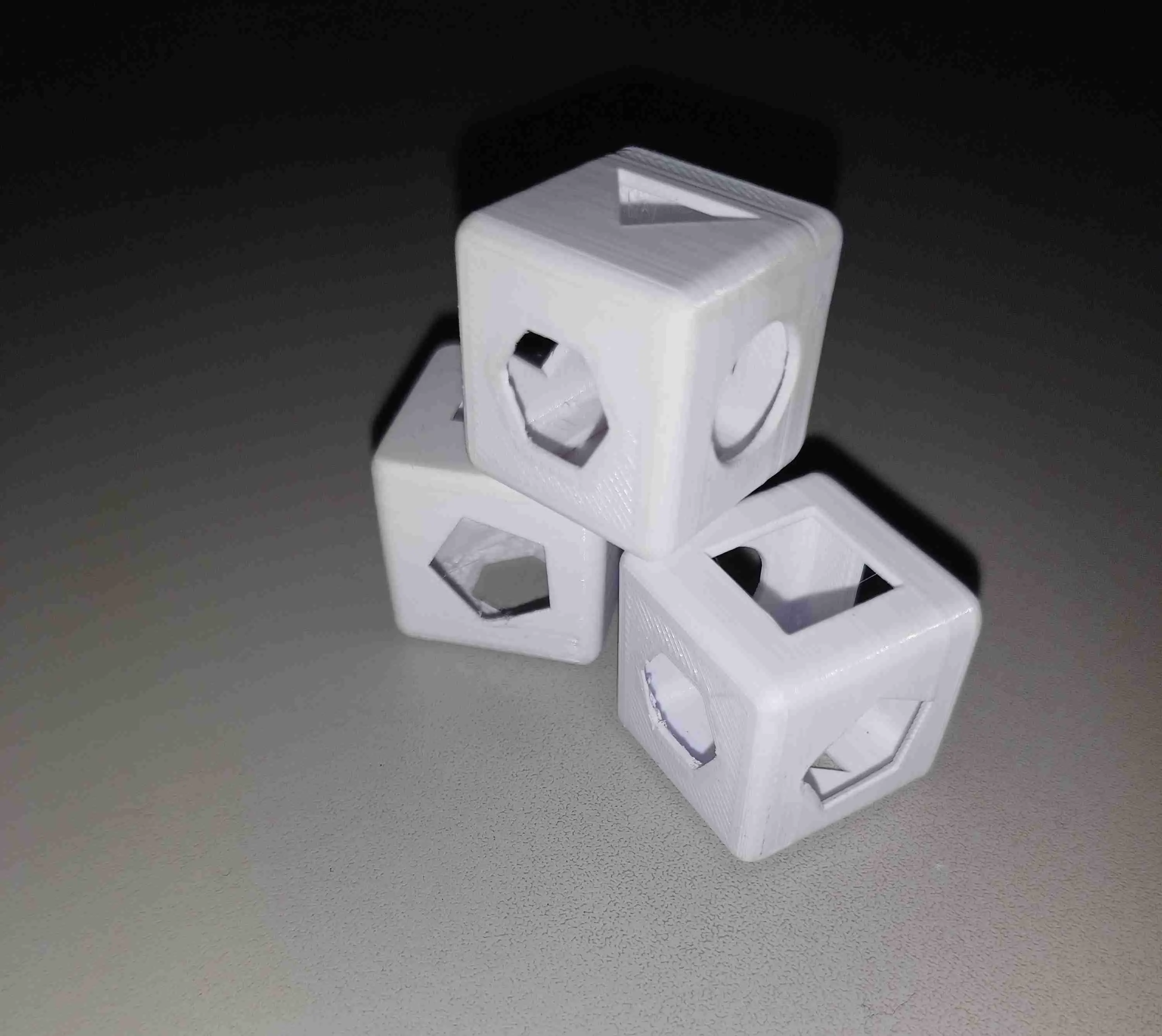 Dice - Cube - Geometric Shapes - 20mm | 3D models download | Creality Cloud