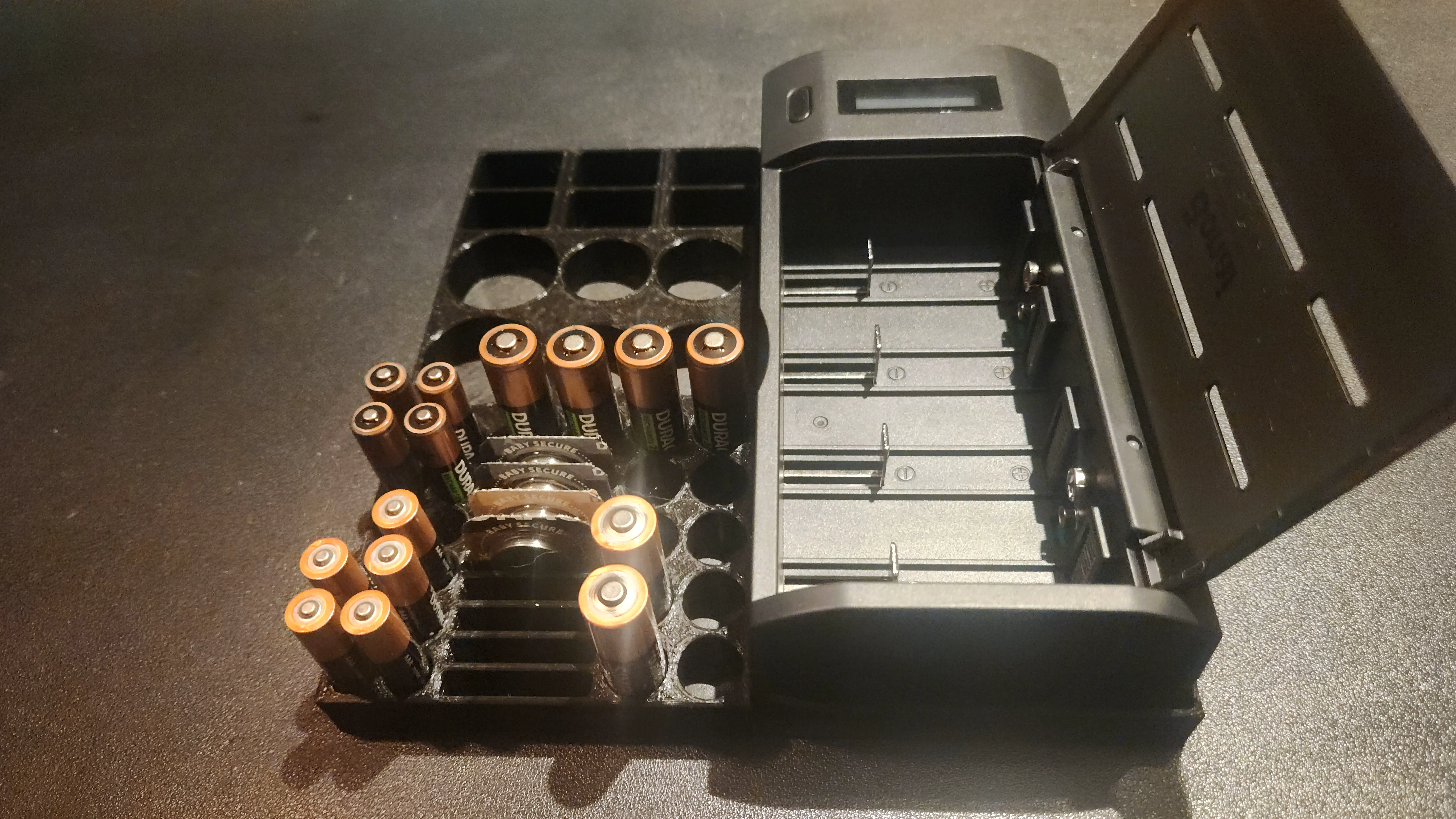 Free Tools & Spare Parts STL Download - Battery Tray | AA, AAA, C, D ...