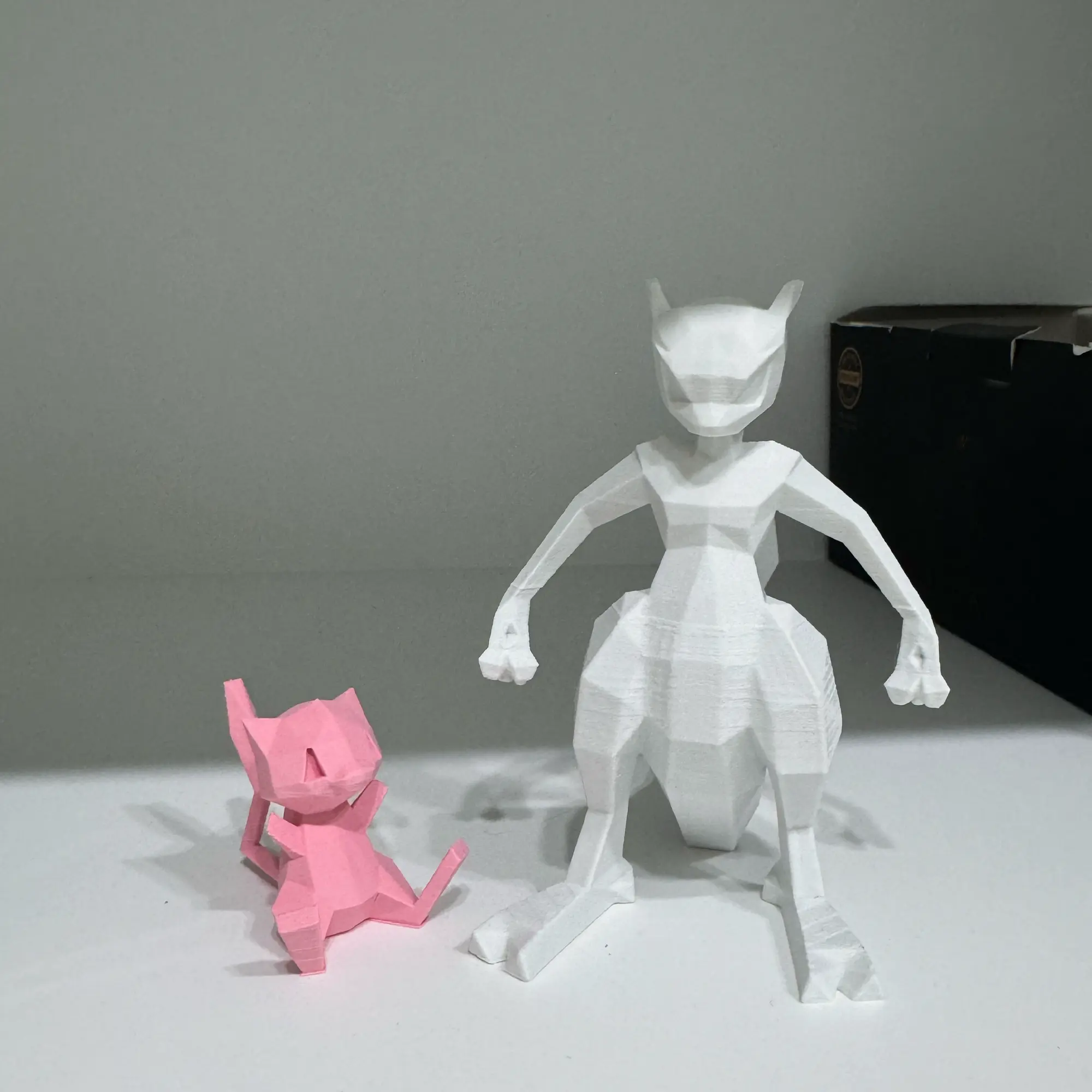 Characters & Creatures STL Download - poly mew/mewtwoby Piction