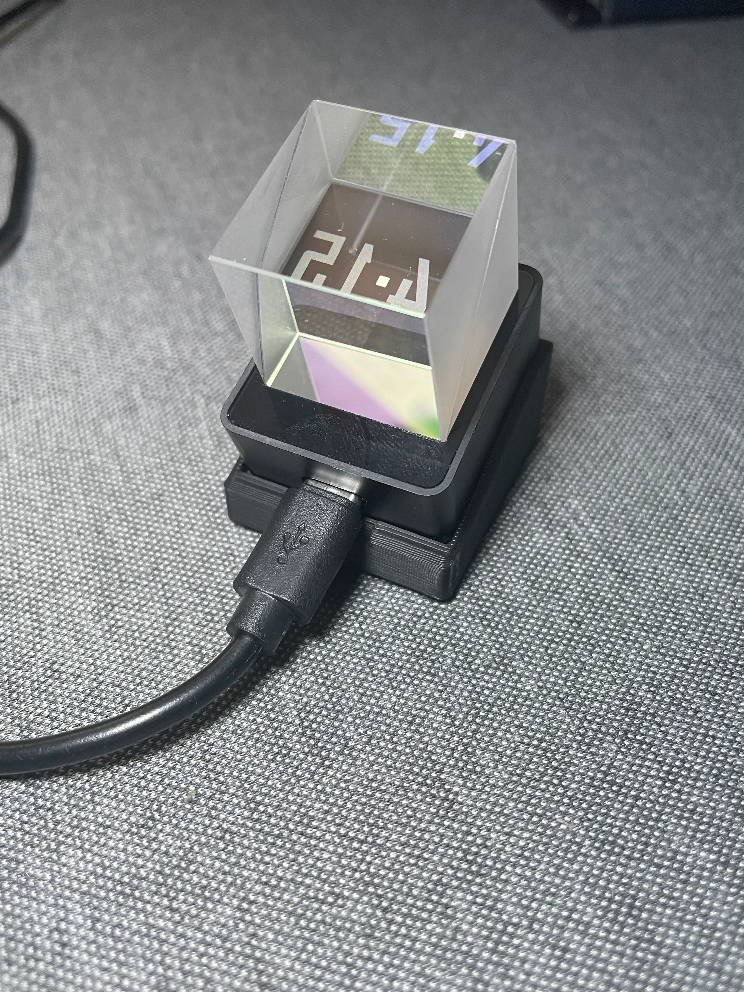 3D Printer Files | 3MF File | GeekMagic holographic cube stand ...