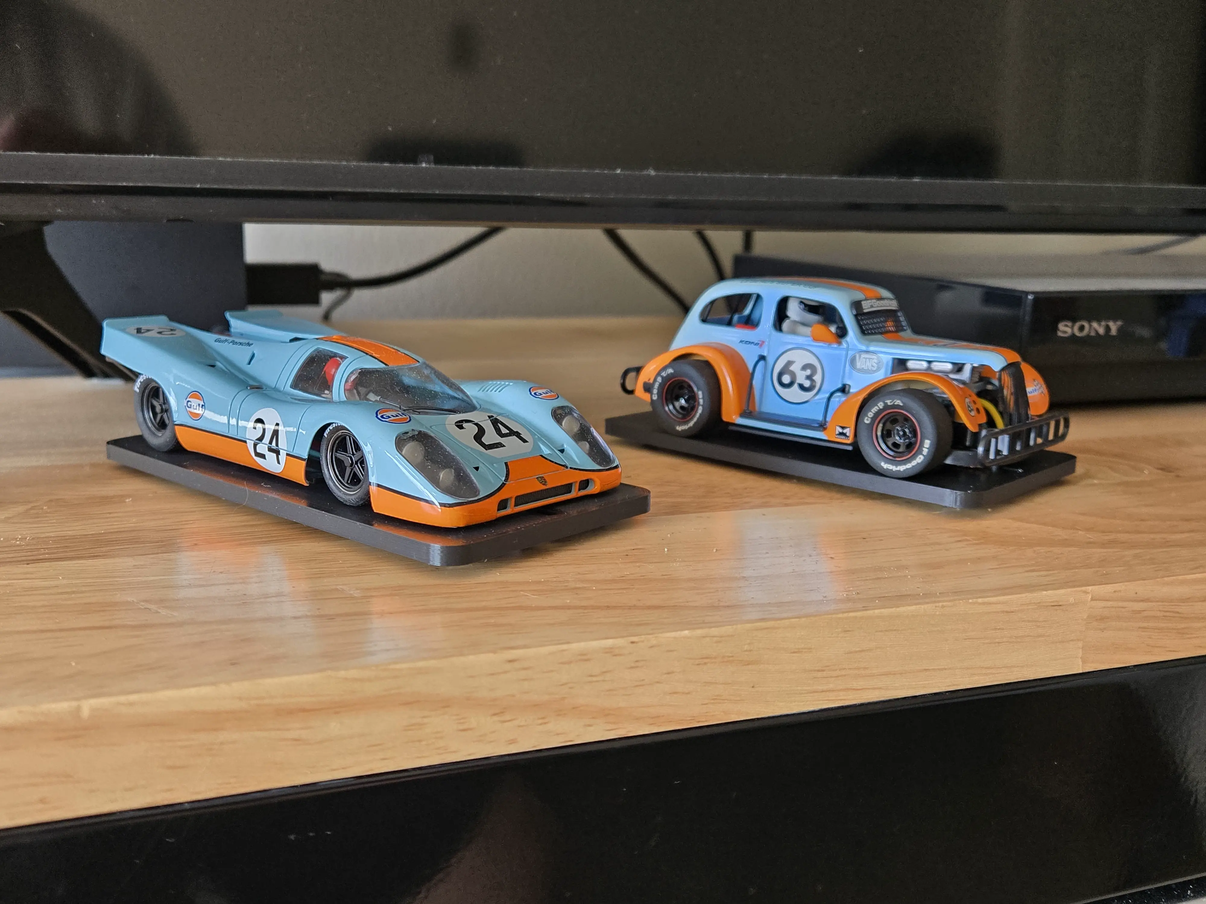 Miniature Games & Accessories STL Download - EZ 1/32 SLOT CAR DISPLAY ...