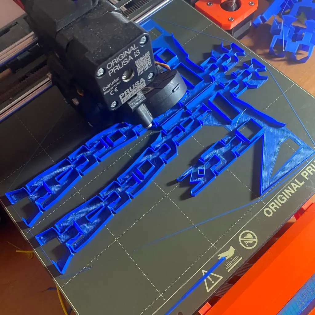 Free Robots & Mechs STL Download - Bro Broby 3esign