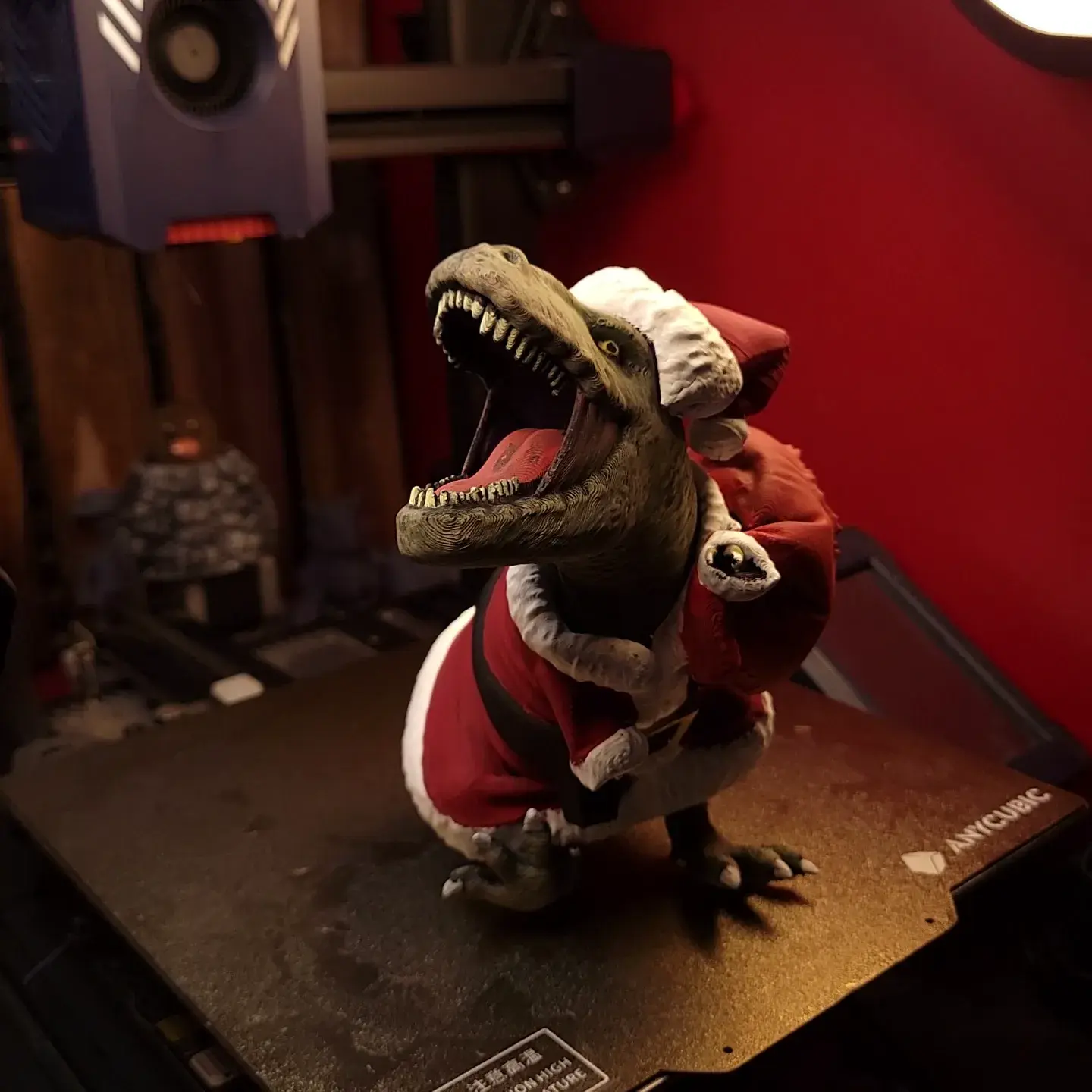 Other STL Download - Christmas T-Rex: Guardian of the Treeby Portal_3D ...