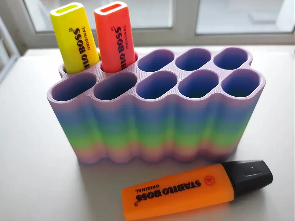 Stationery & Learning Tools STL Download - Highlighter storageby Random ...