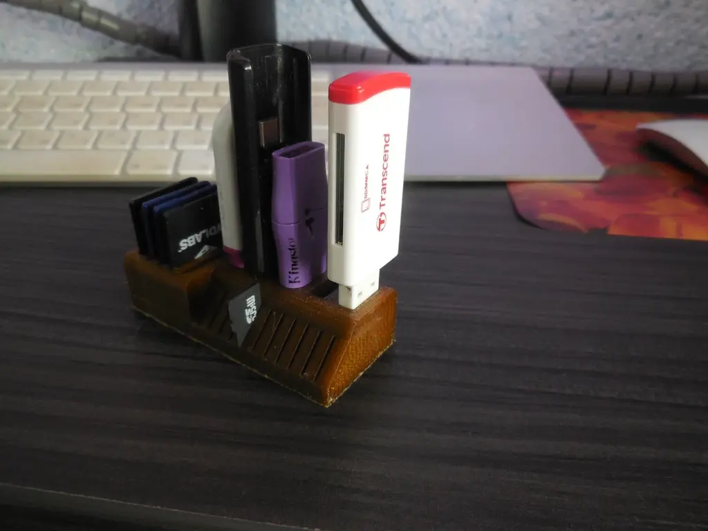 3D Printer Files | 3MF File | Customized 5 SD card / 5 USB stick holder ...