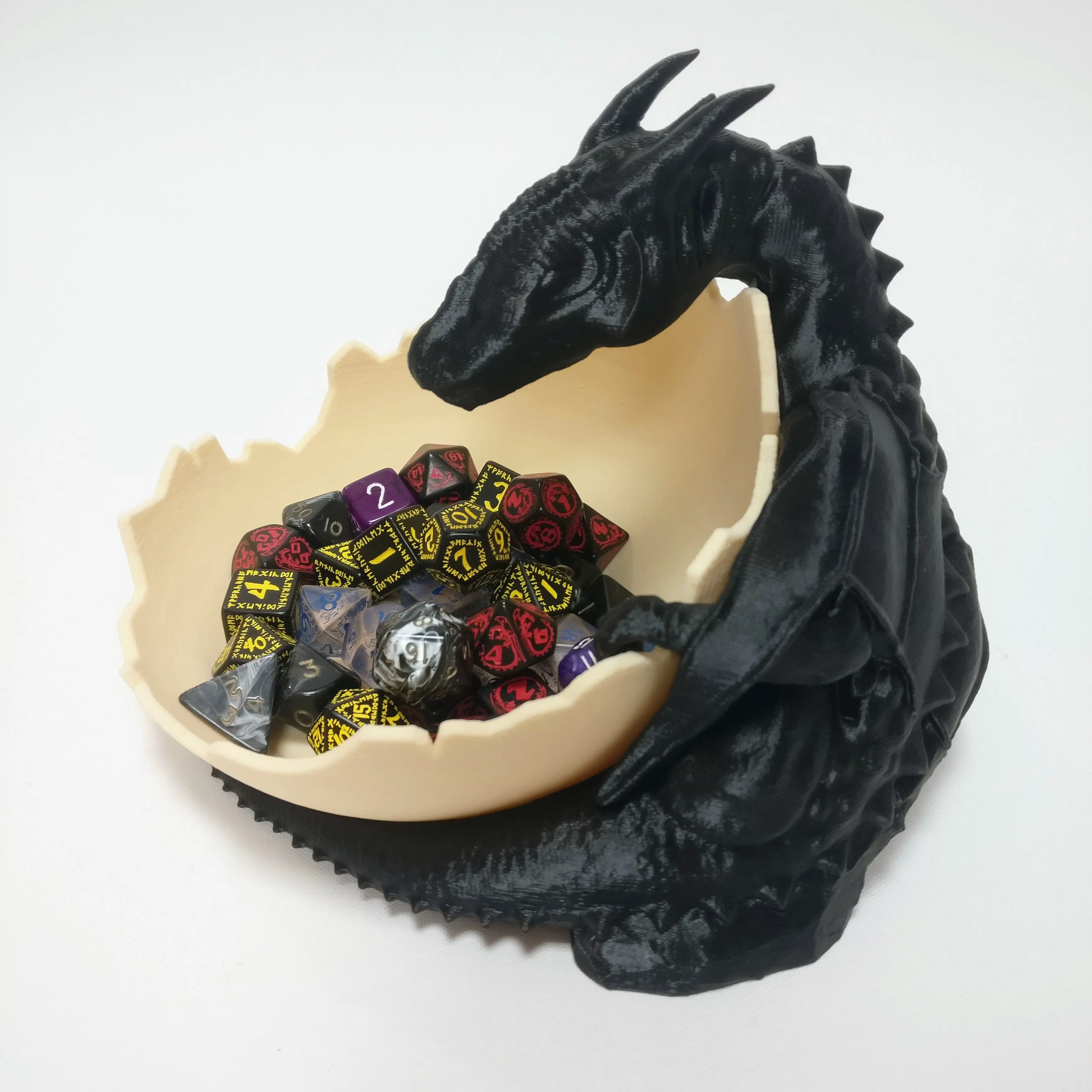 Dragon guarding egg, candy or dice | 3D models download | Creality Cloud