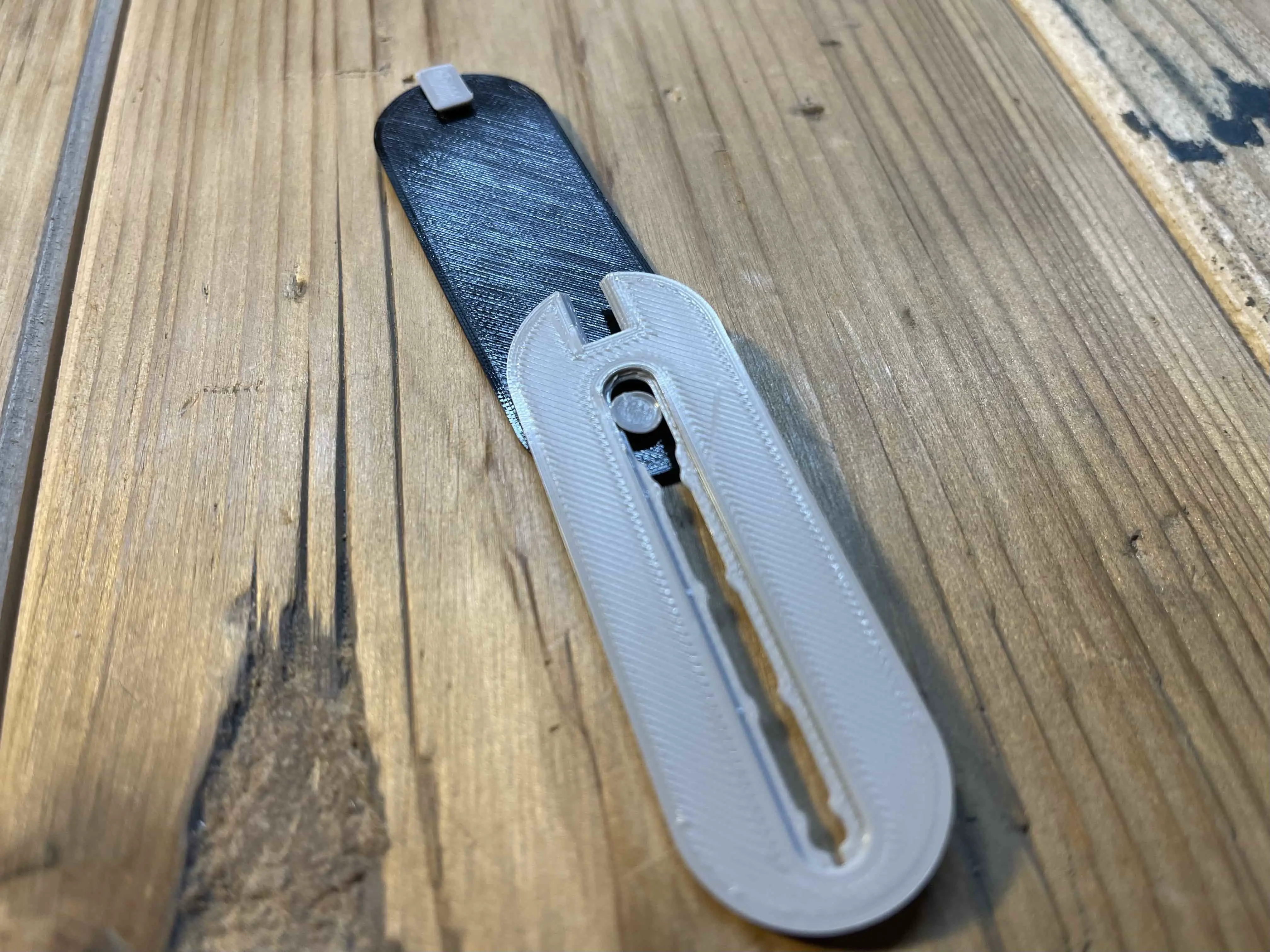 3D Printer Files | 3MF File | Slim Phone Grip & Stand - 2.95mm | Creality Cloud