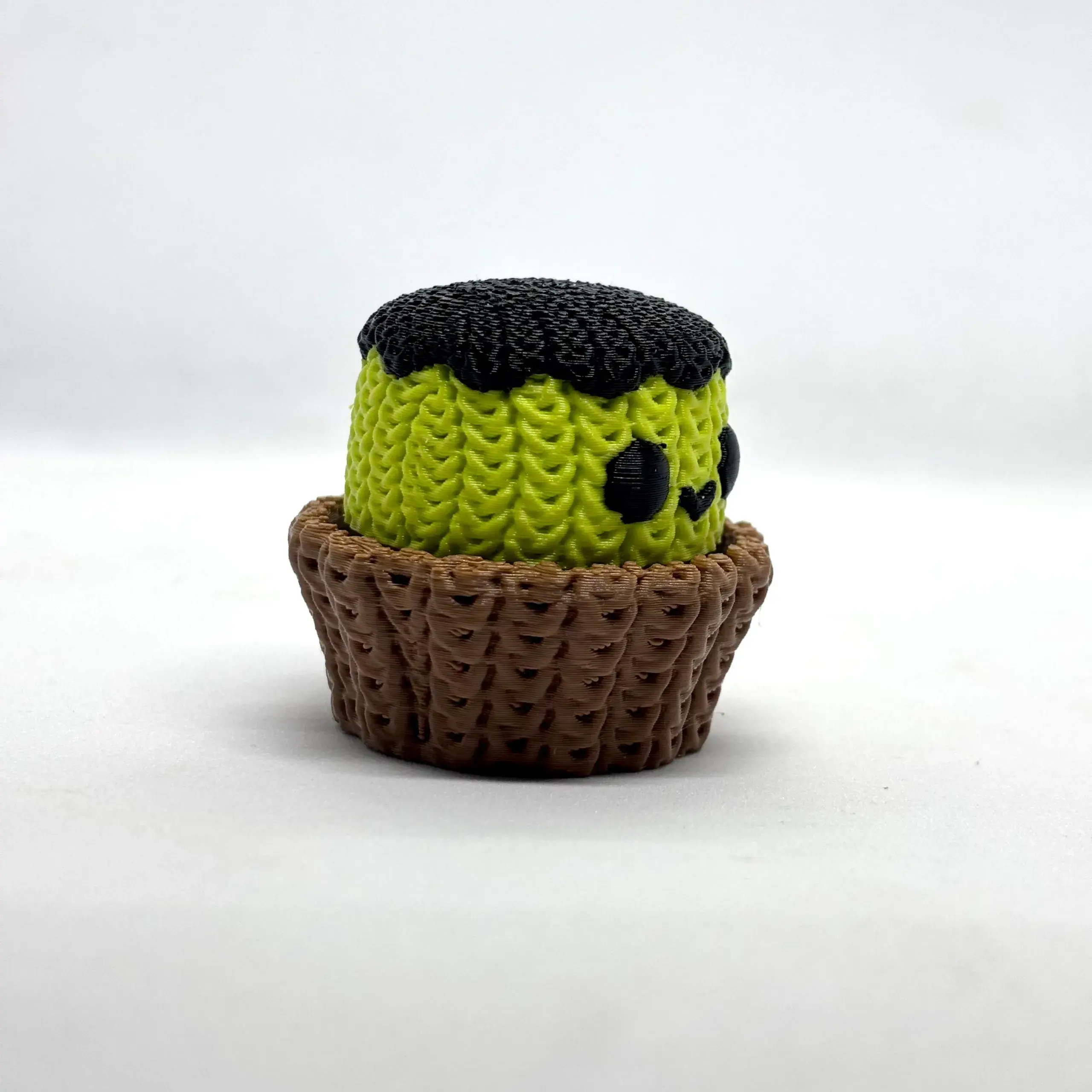 Characters & Creatures STL Download - Knitted Zombie Cupcake Clickerby ...