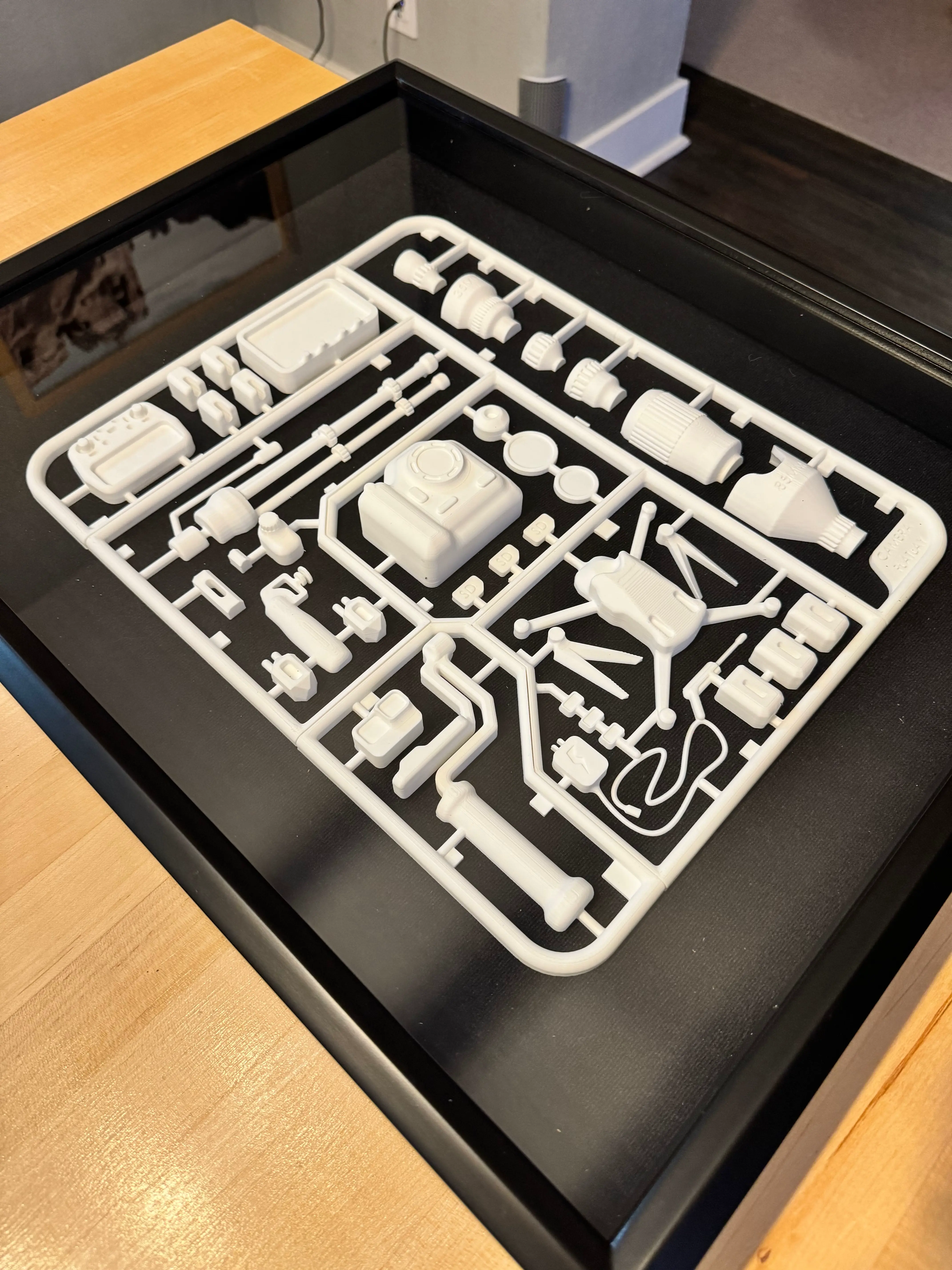 Stationery & Learning Tools STL Download - Camera Model Wall Art ...