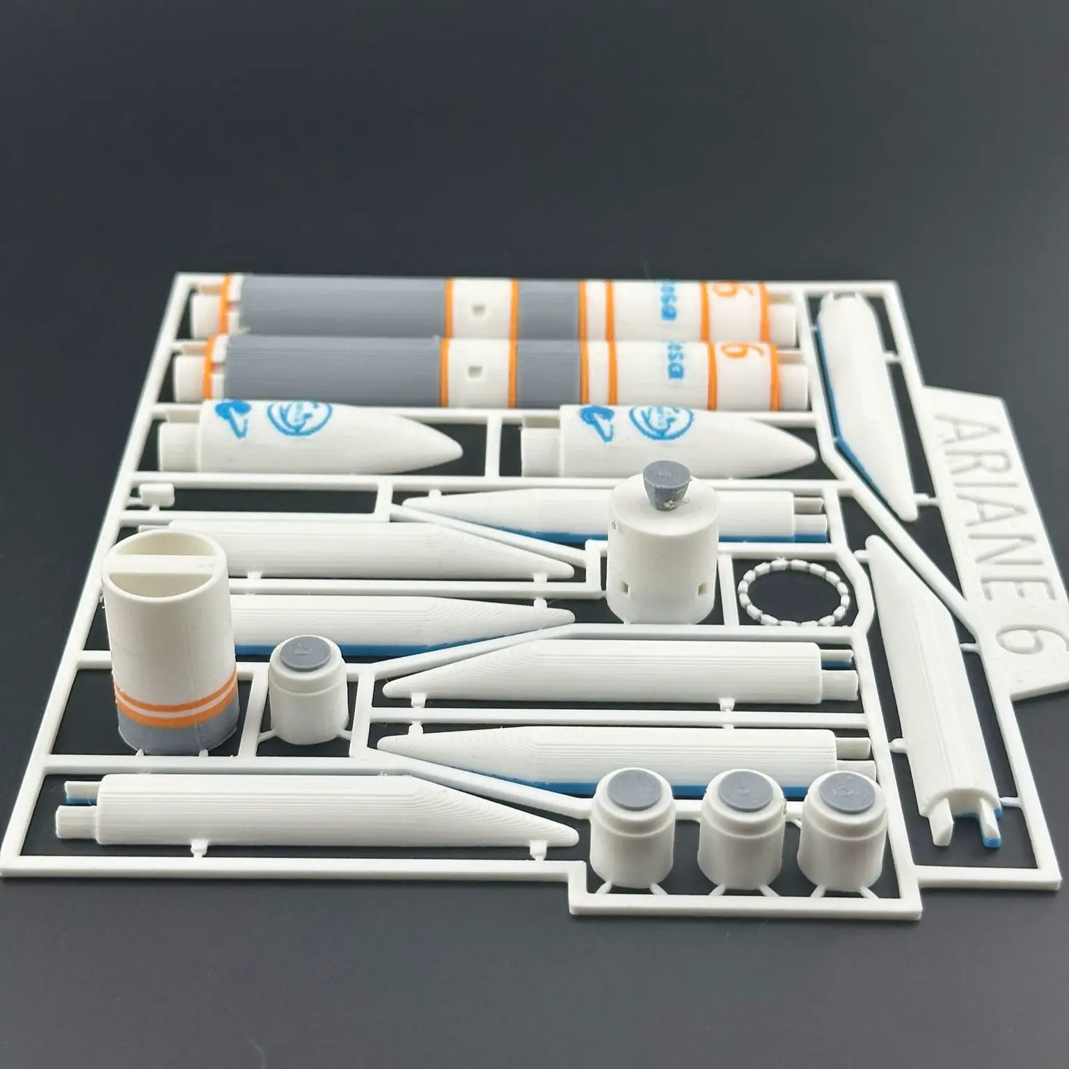 Construction Toys STL загрузка - Ariane 6 Kit Card - creavity_3d