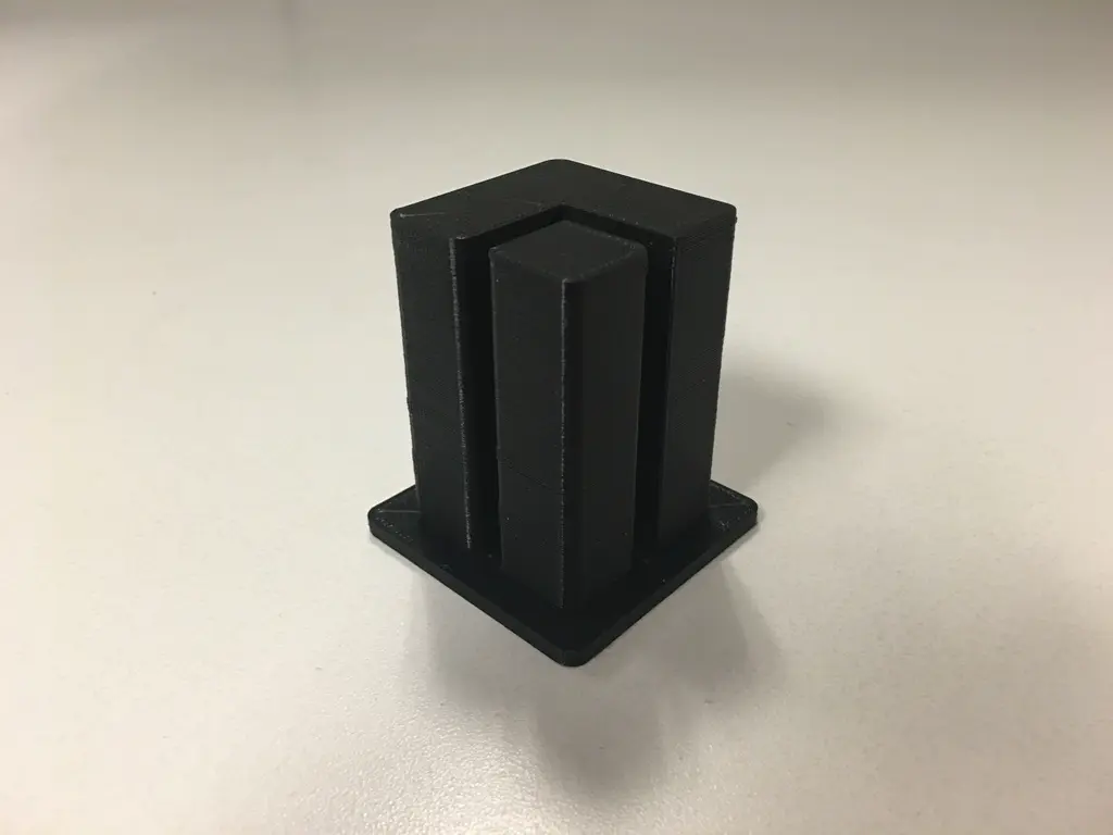 🗜️The Hardboard or Clear Plastic Box Corner | 3D models download ...