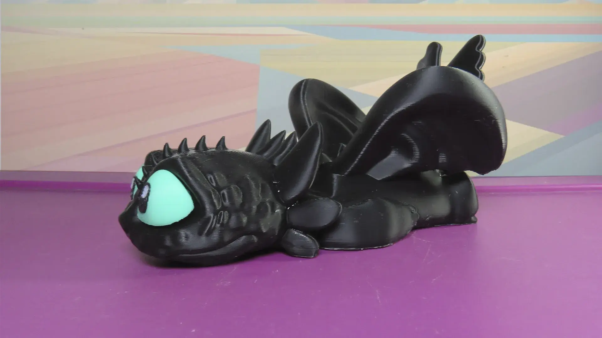 Other STL Download - NIGHT FURY CELL PHONE BASEby Markdejavu IDEAS