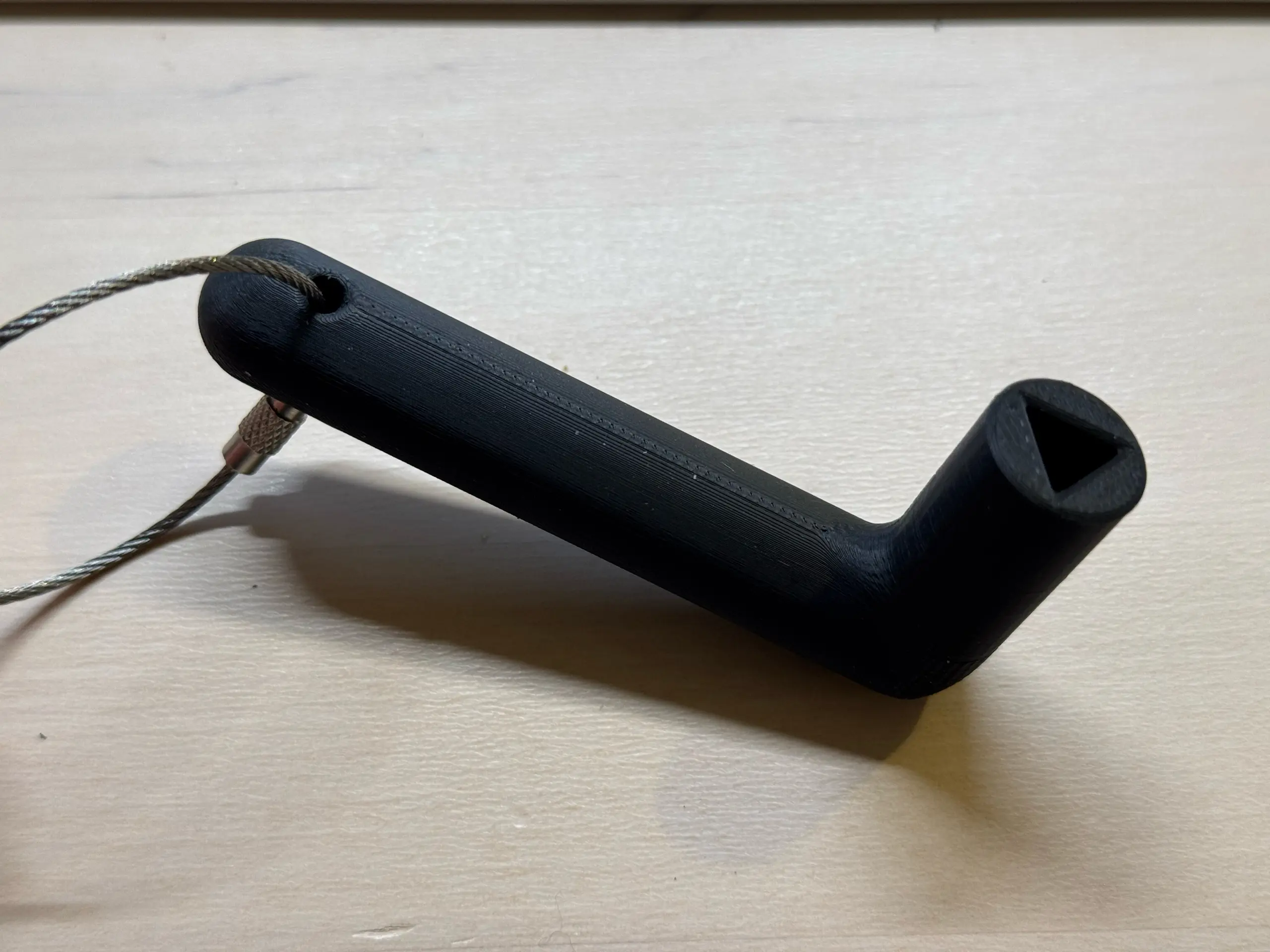 gratuita Tools & Spare Parts STL Descarga - Clé poubelles / trash key ...