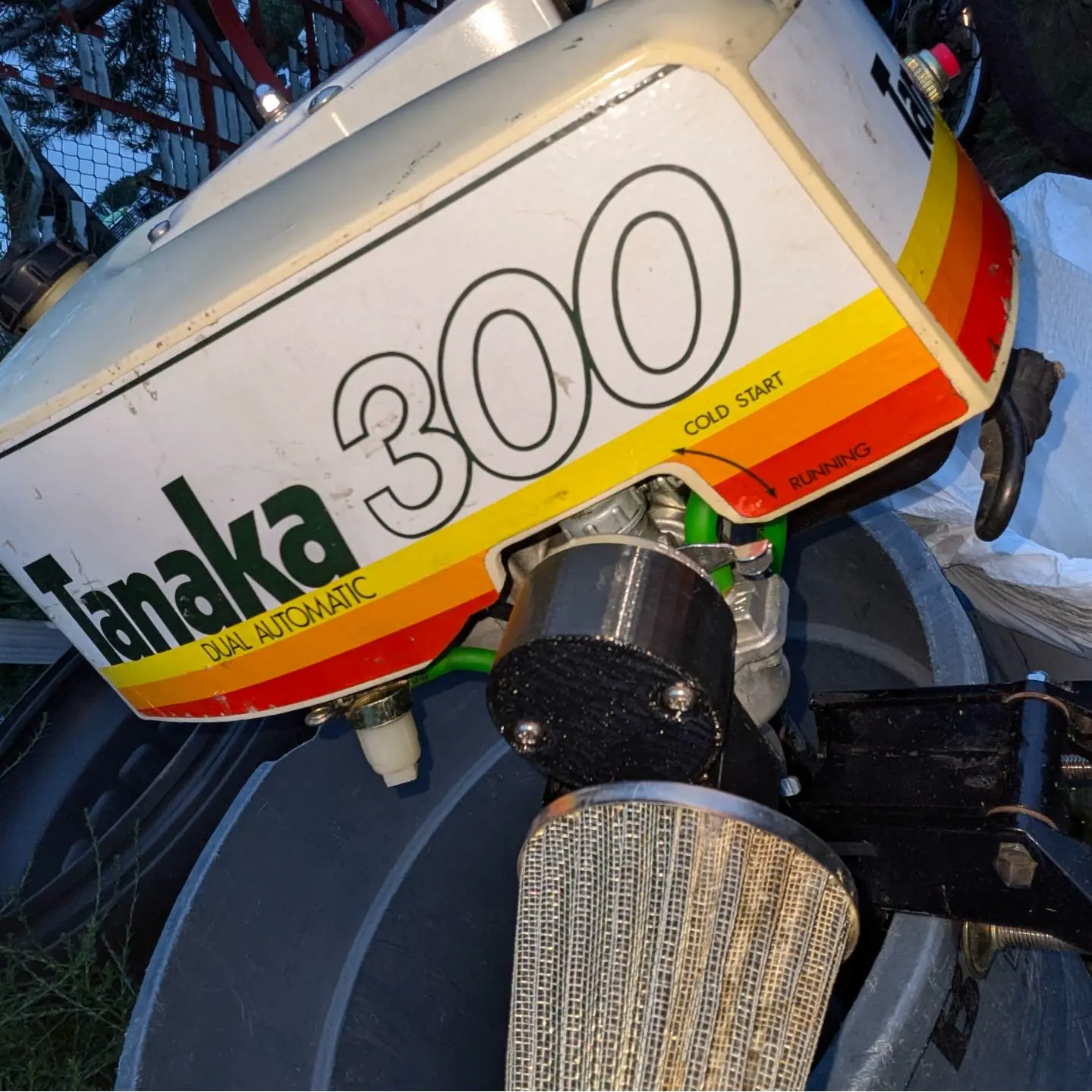 Tools & Spare Parts STL Descarga - Tanaka 300 Engine Air Filter Mount ...