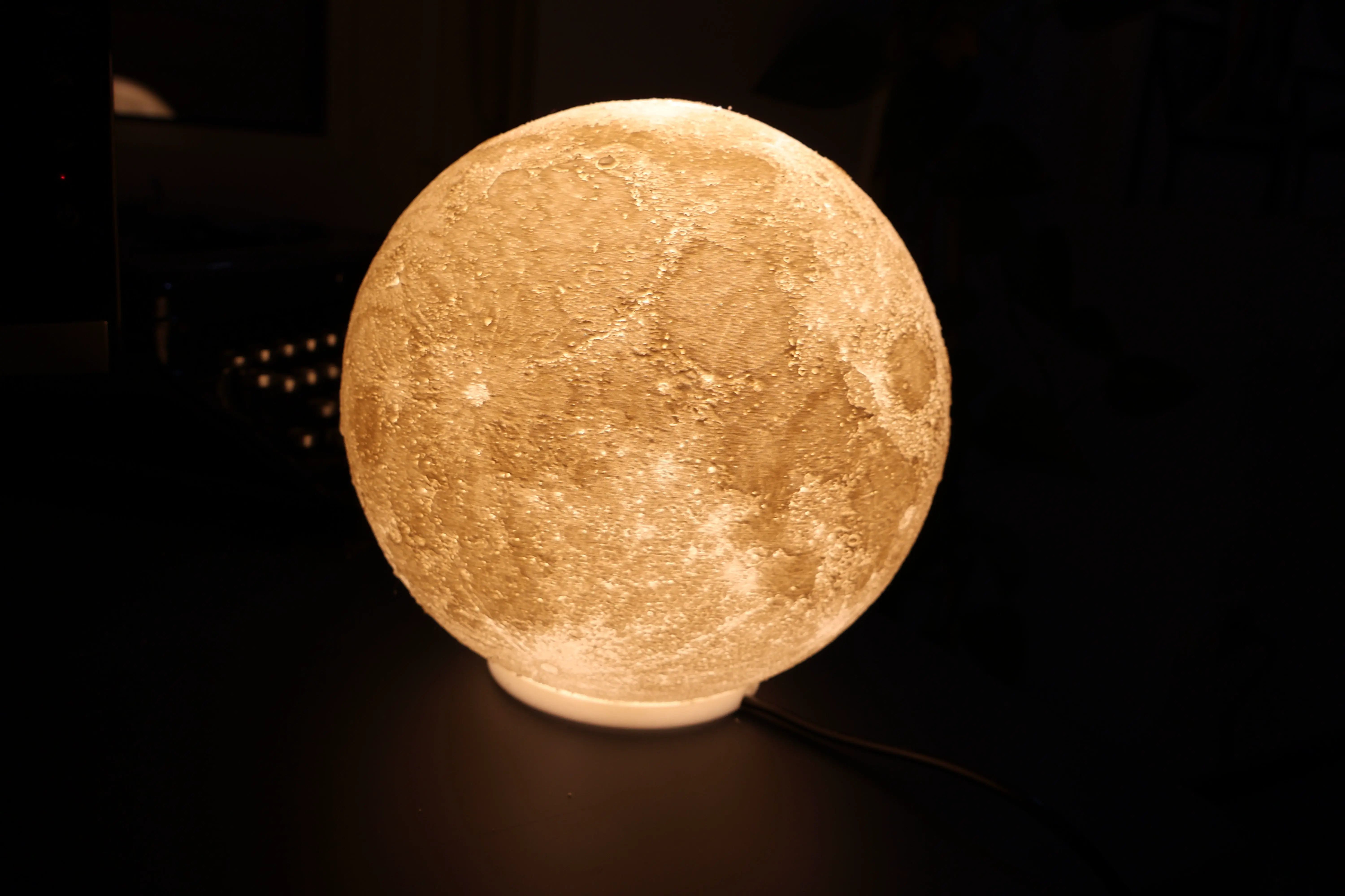 Moon Night Light - Creality Cloud 3D Model | 3Drop