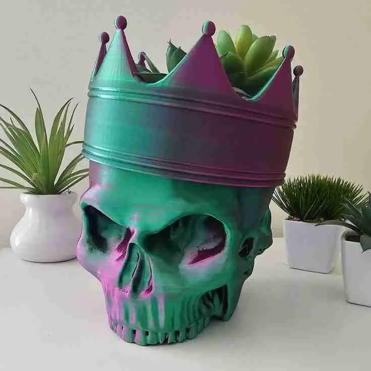 GRIM MONARCH CRYING SKULL PLANTER BY PRETZEL PRINTS | 3D模型下载 | 创想云