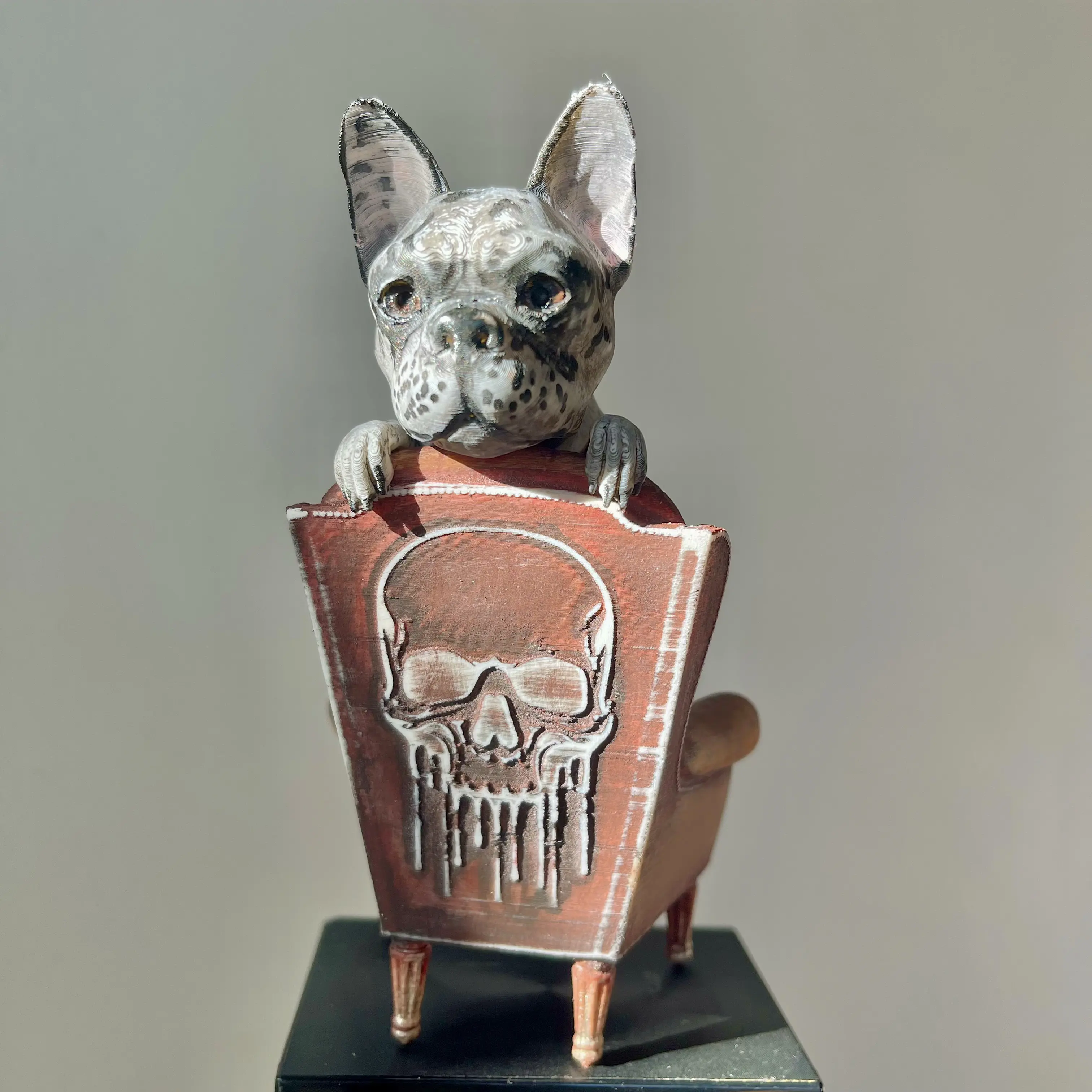 Other STL Download - FRENCHIE ON ARMCHAIRby Oasis3dlab