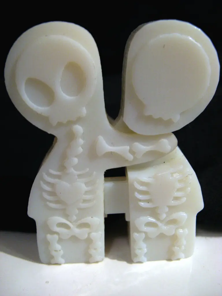 Free Other STL Download - Skeleton USB Buddyby SMT_M 🦊