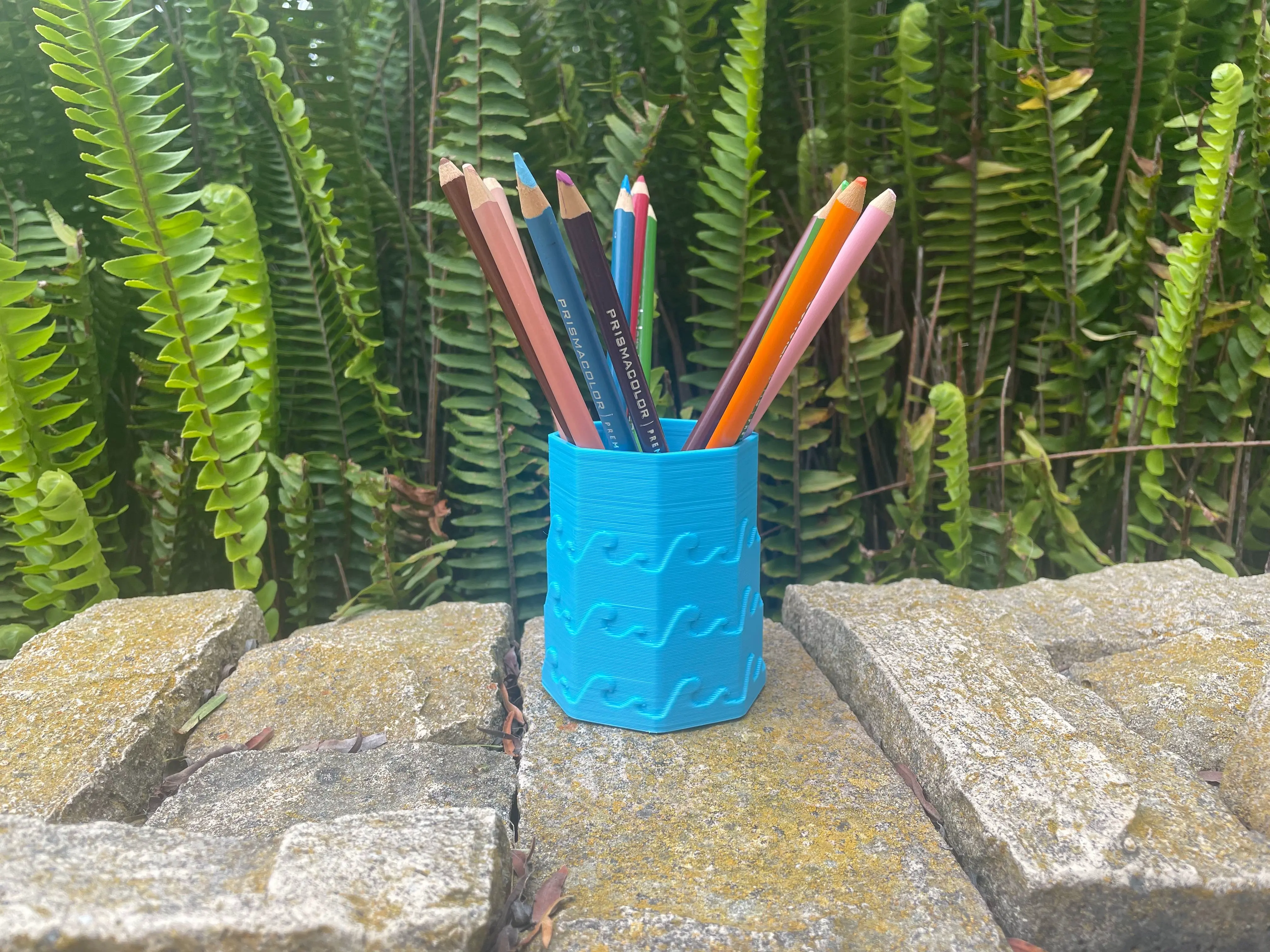 Home Decorations & Ornaments STL Download - Ocean Waves Pen Holder ...