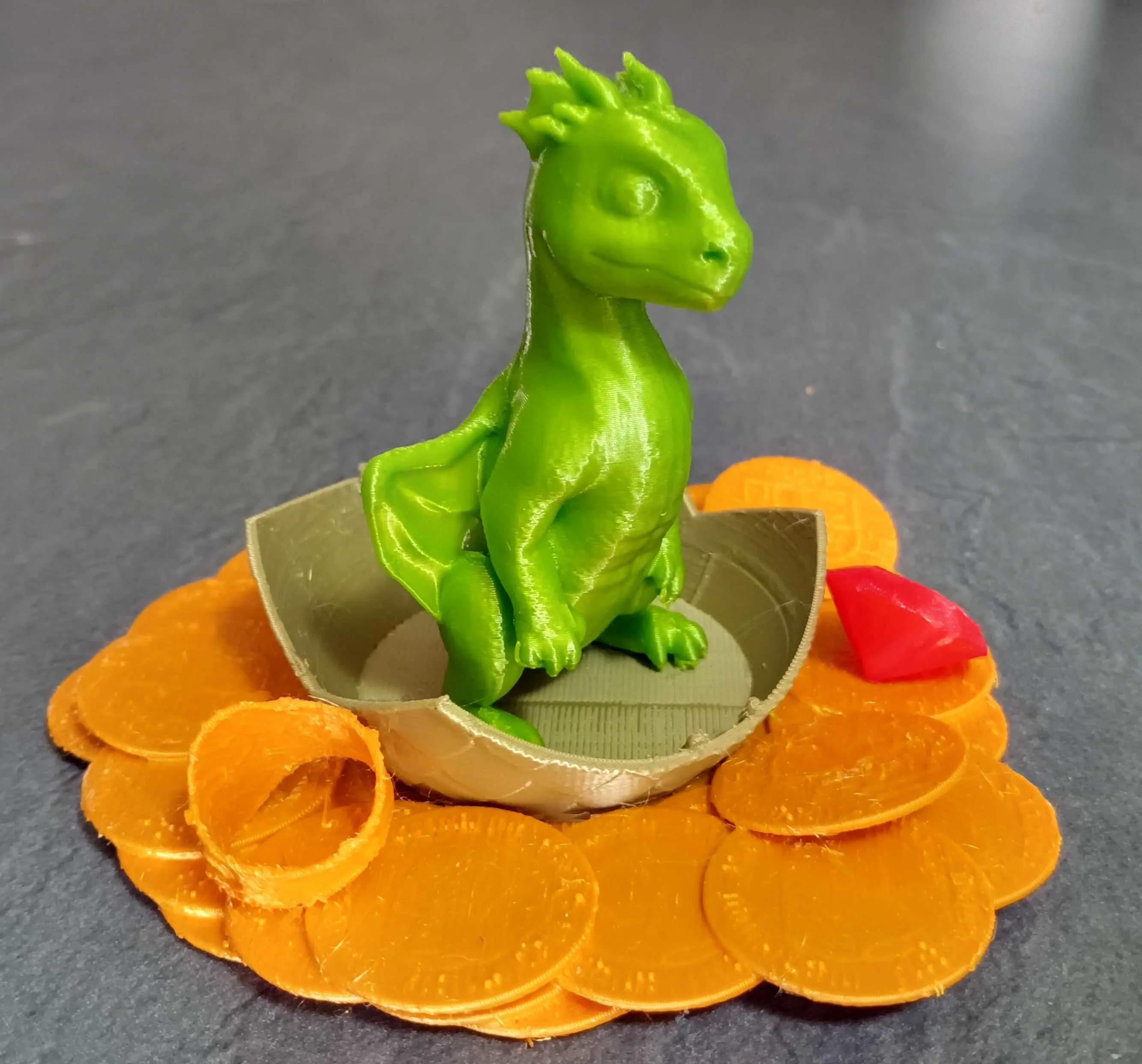 Other STL Download - Baby Dragon Easter Eggby Edna Lab