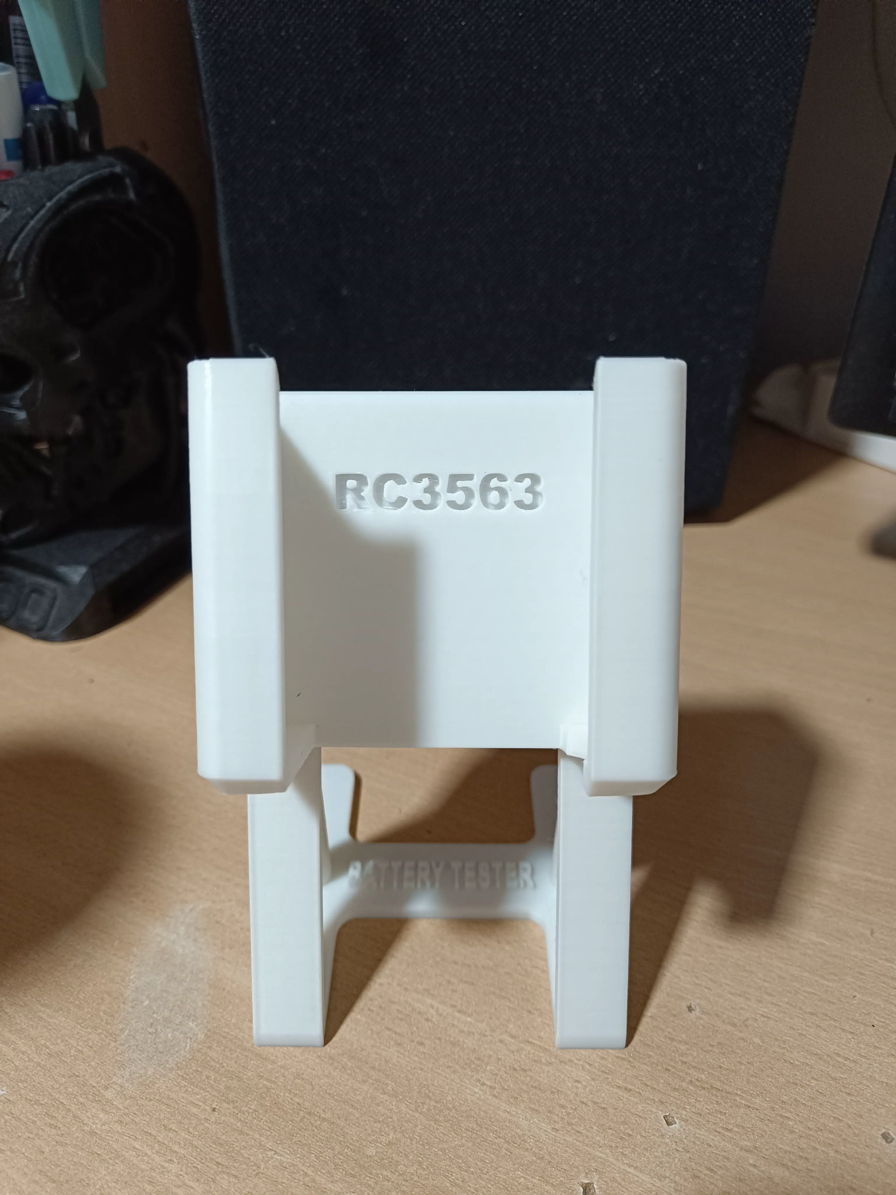 Home Appliance Accessories STL Download - Soporte Tester Baterias ...